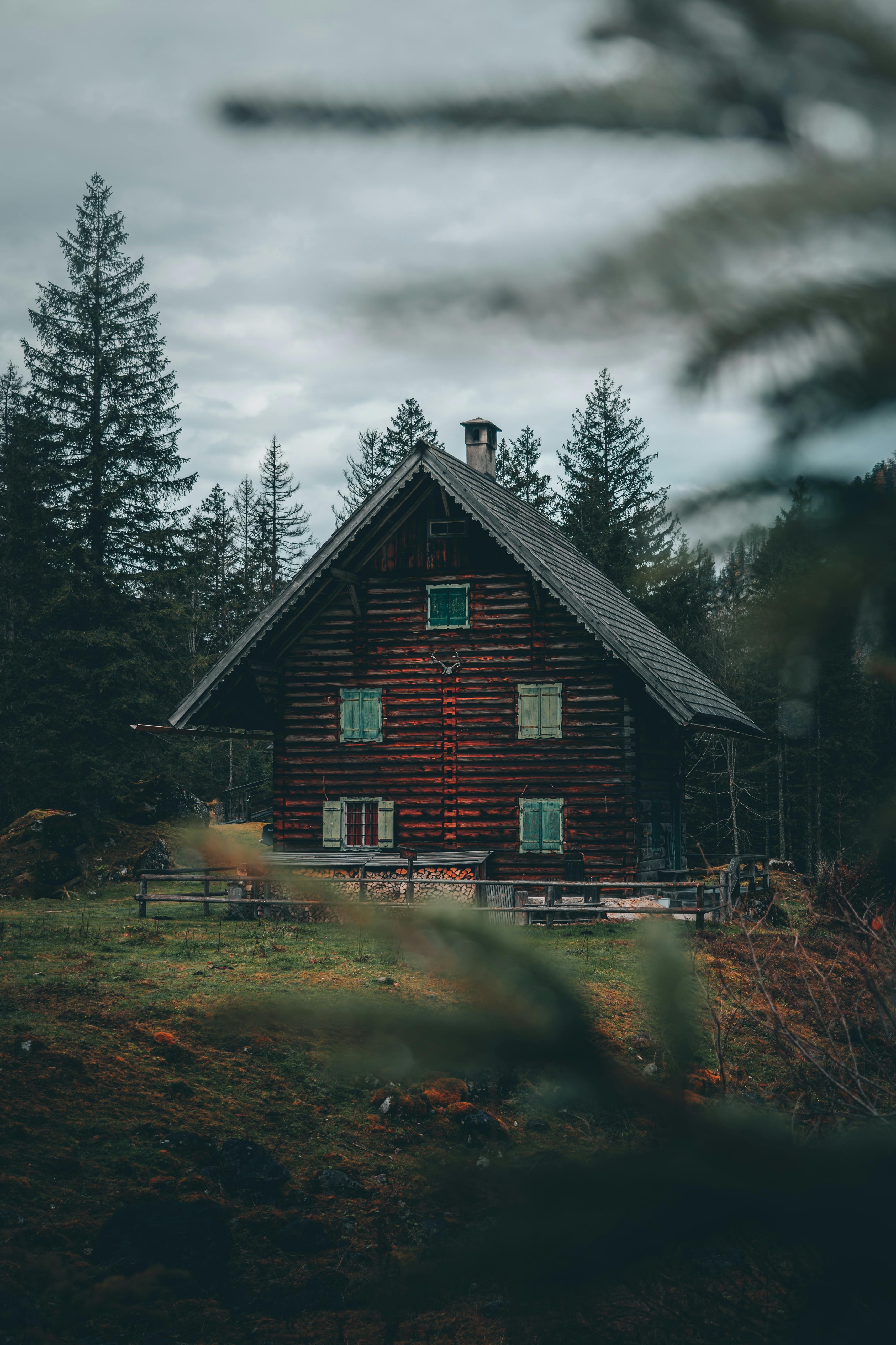 Modern Countryside House Exterior · Free Stock Photo