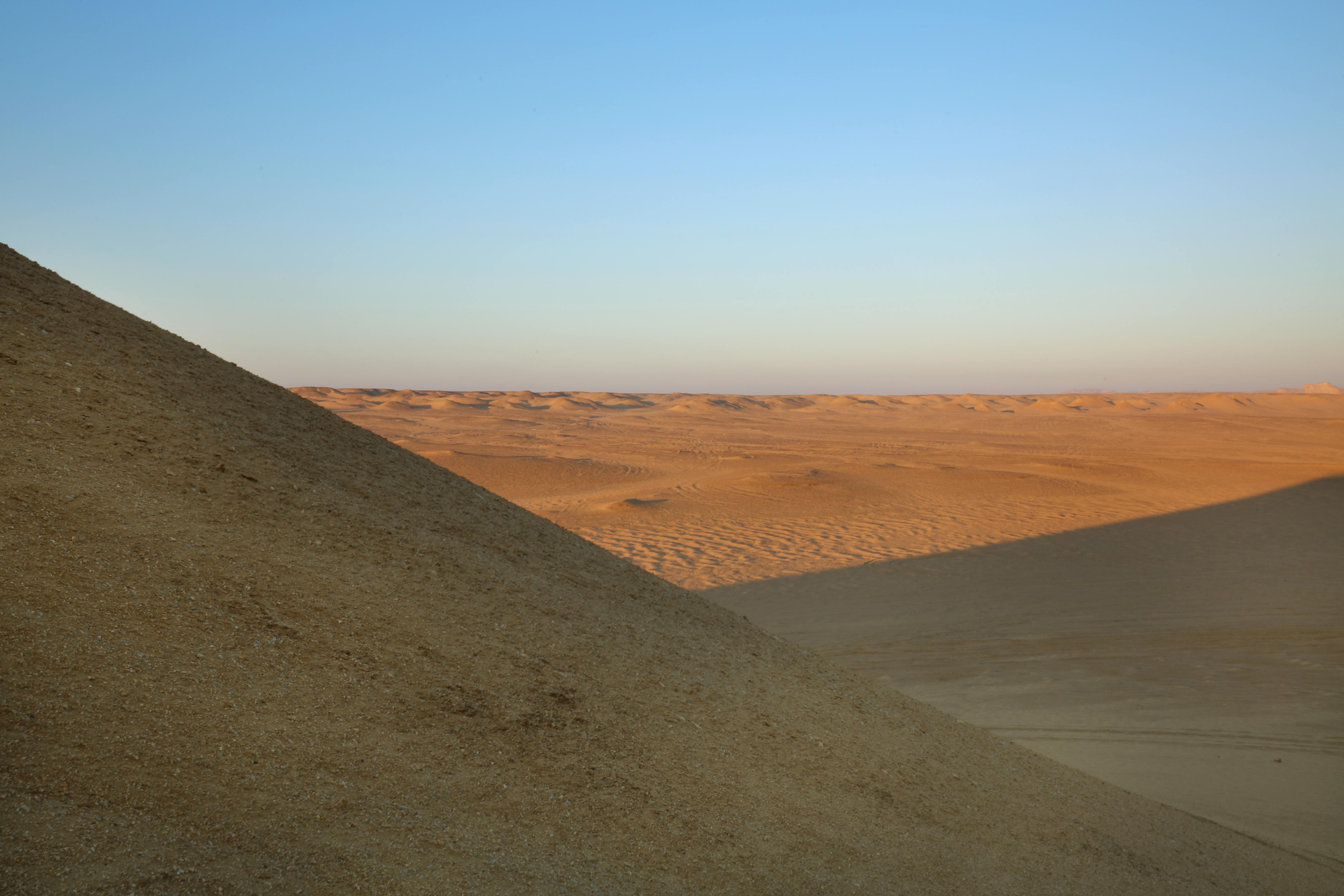 Brown Desert · Free Stock Photo