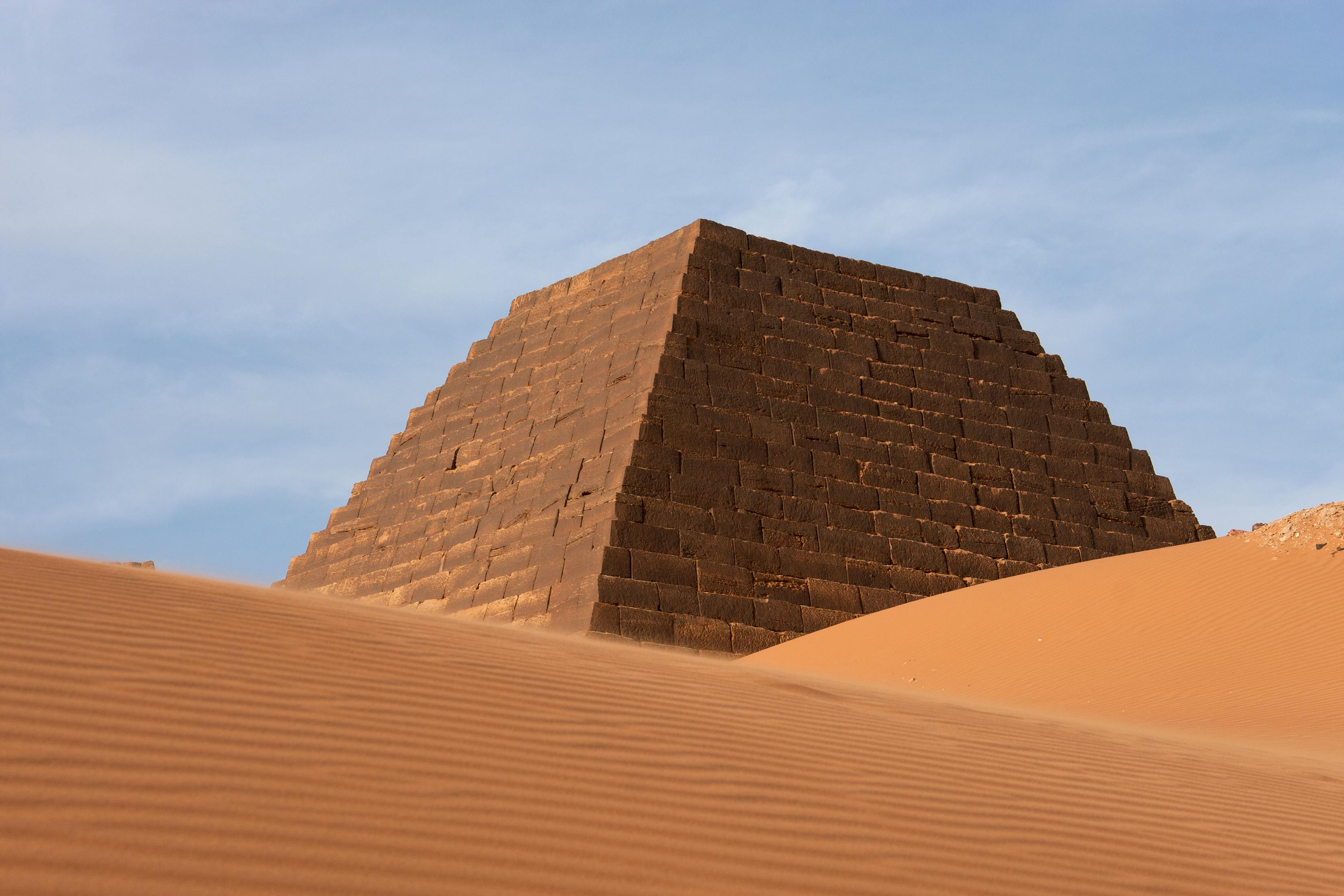 Brown Pyramid under Blue Sky · Free Stock Photo