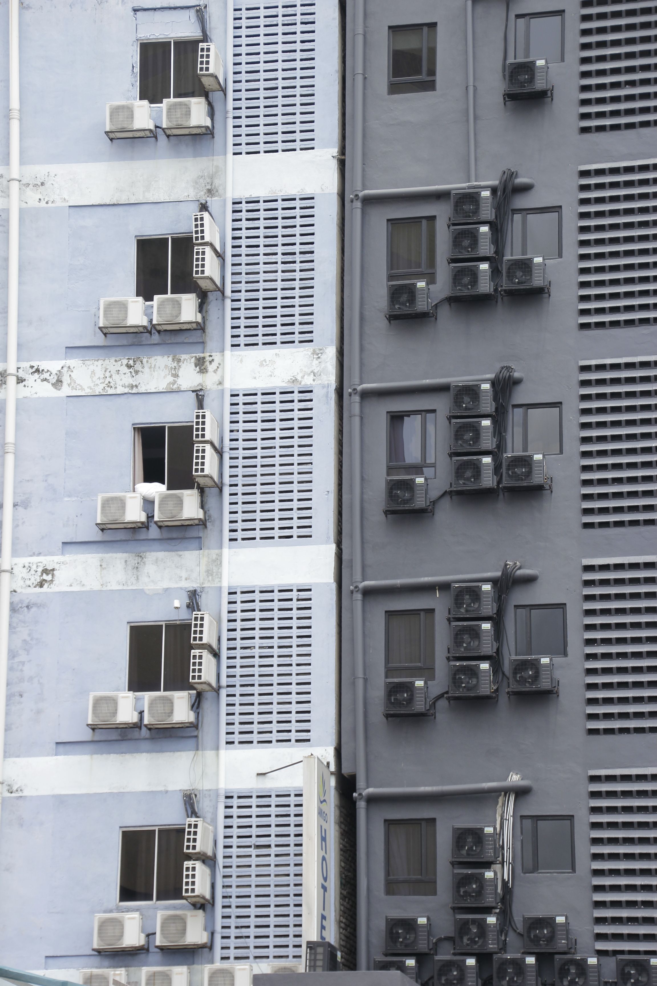 Aircon Units on the Concrete Structure · Free Stock Photo