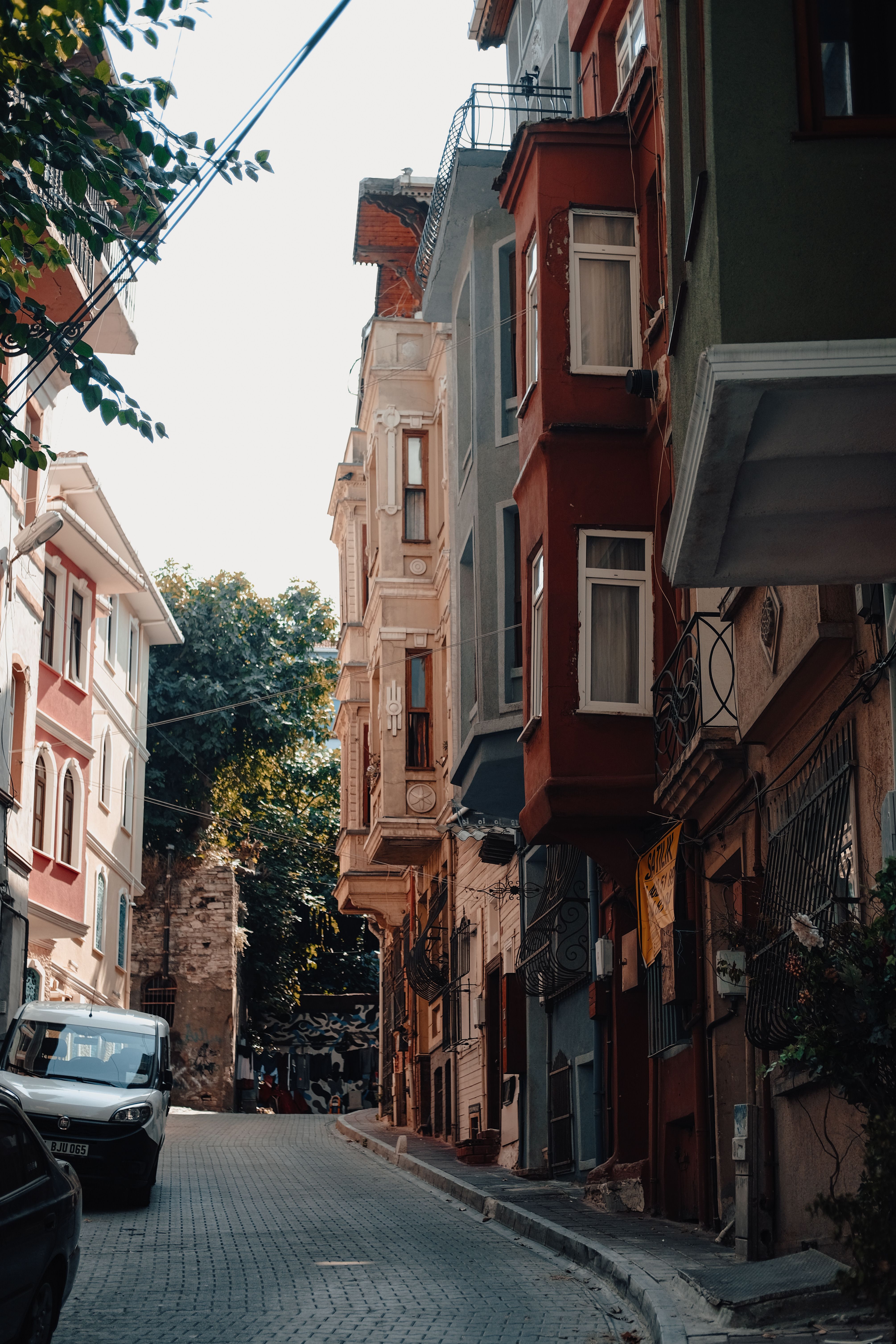 Concrete Buildings on Alleyway · Free Stock Photo