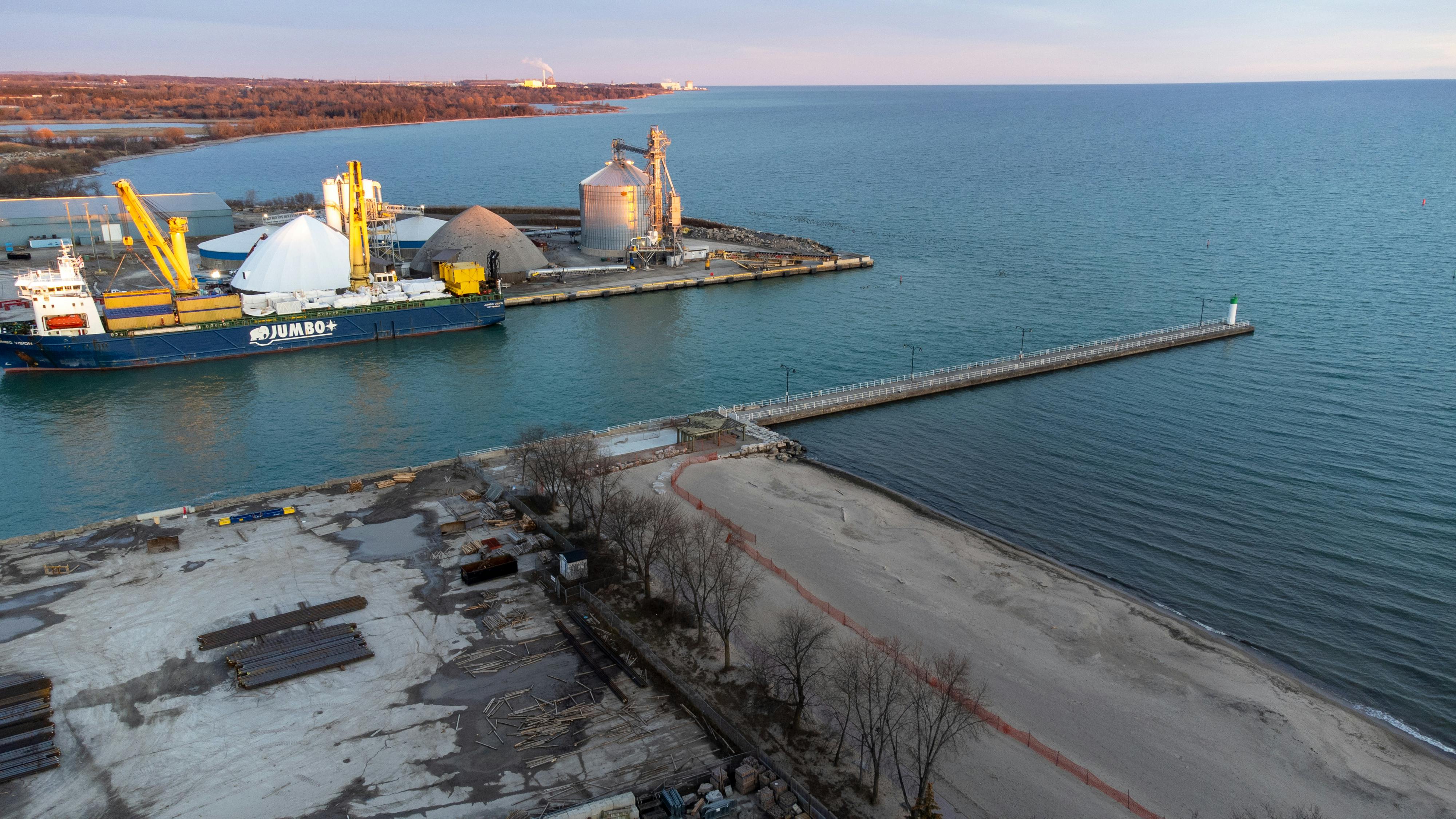 Athar Abbas - 사진