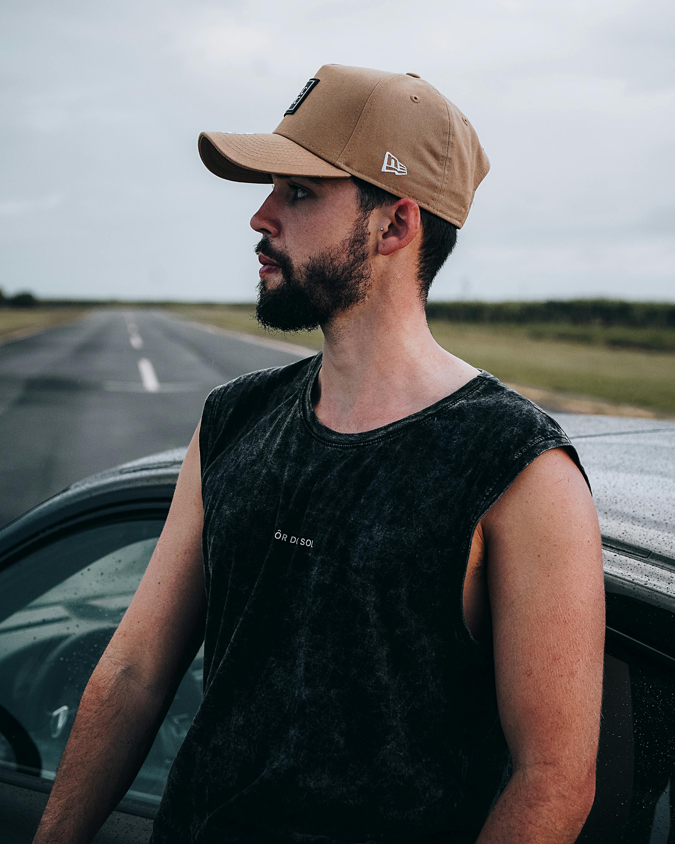 One Sided Car Photos, Download The BEST Free One Sided Car Stock Photos ...