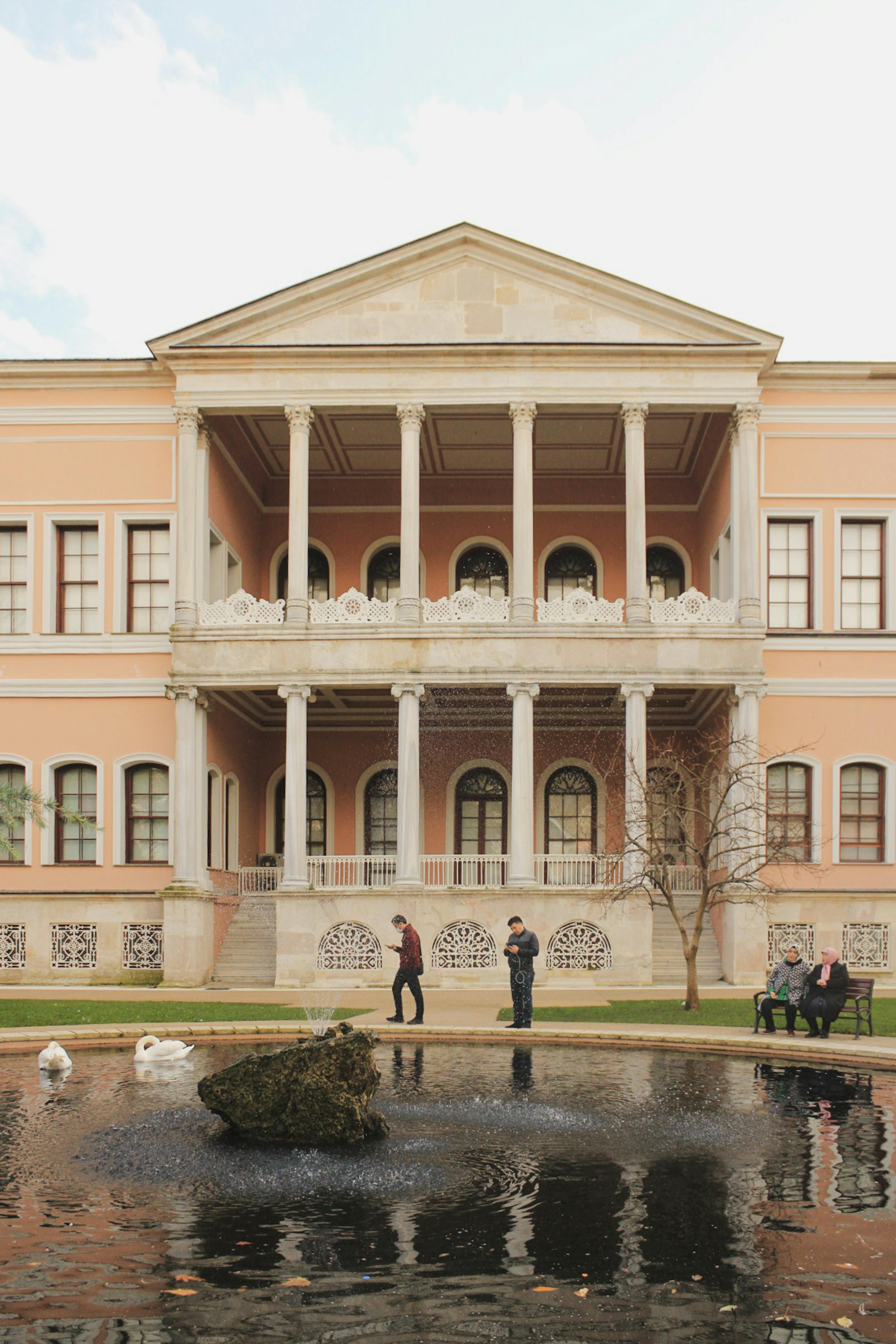 Garanti Cultural Center Interior, Istanbul, Turkey · Free Stock Photo
