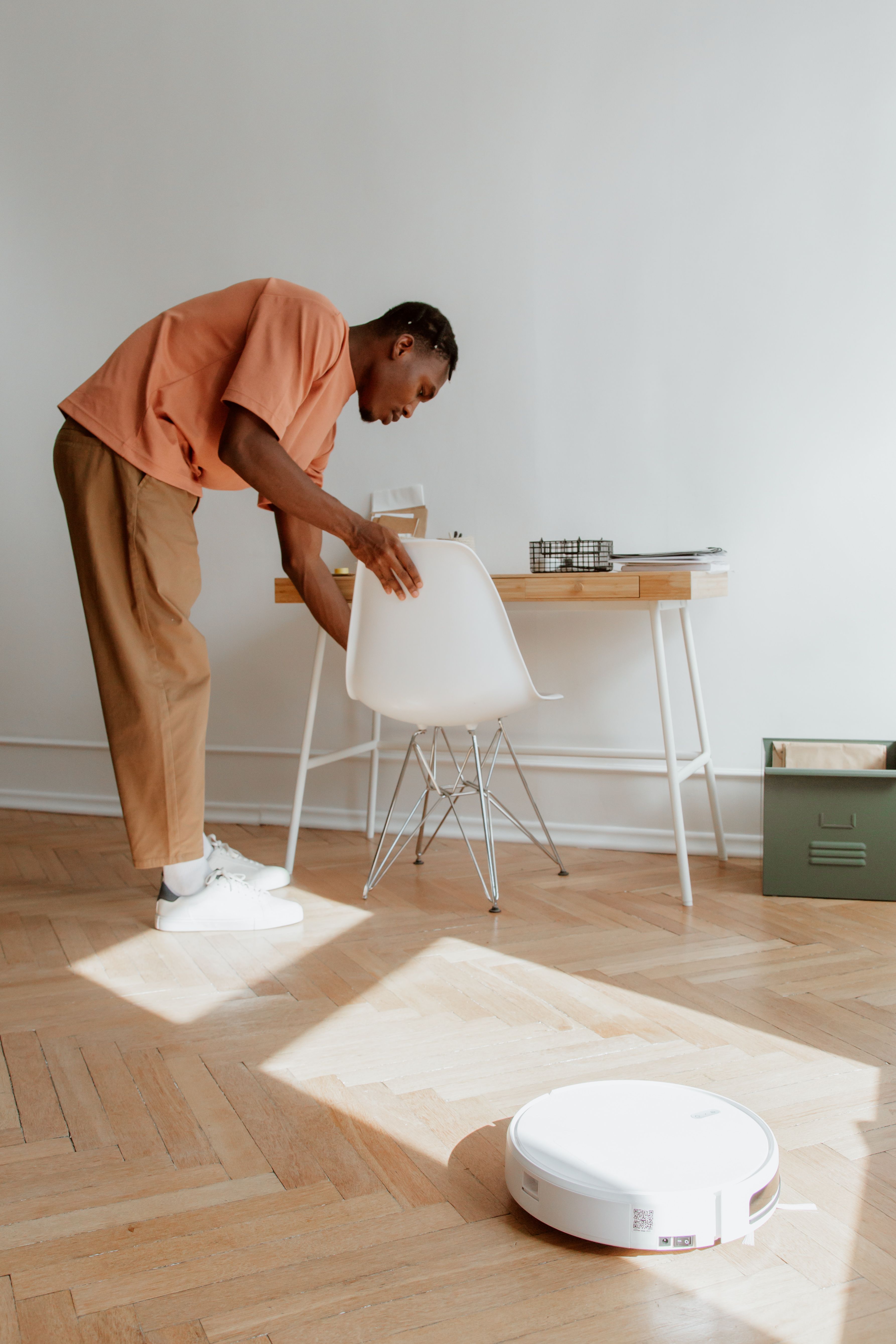 Man Cleaning Desk · Free Stock Photo