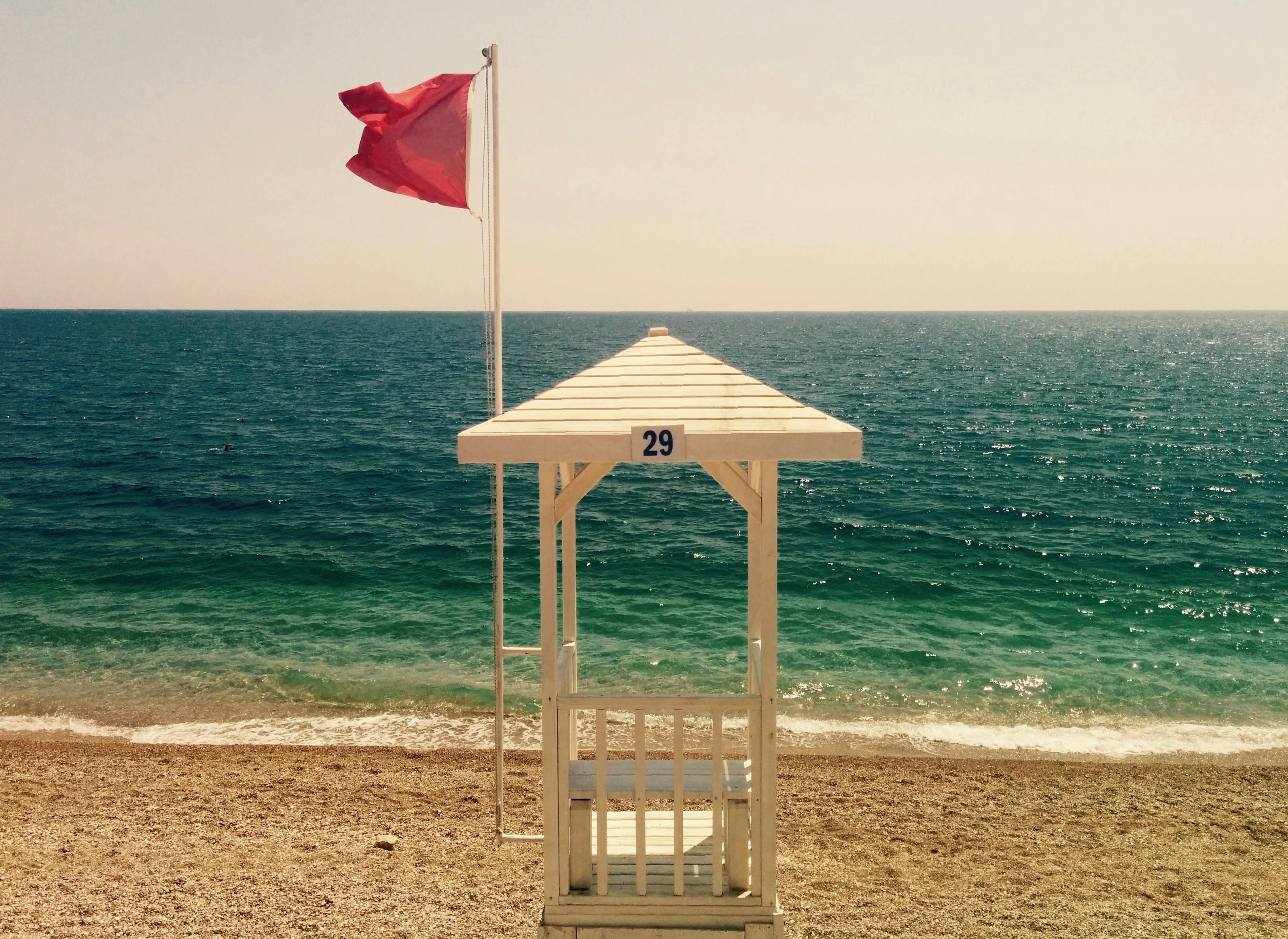 Empty Life Guard Post · Free Stock Photo