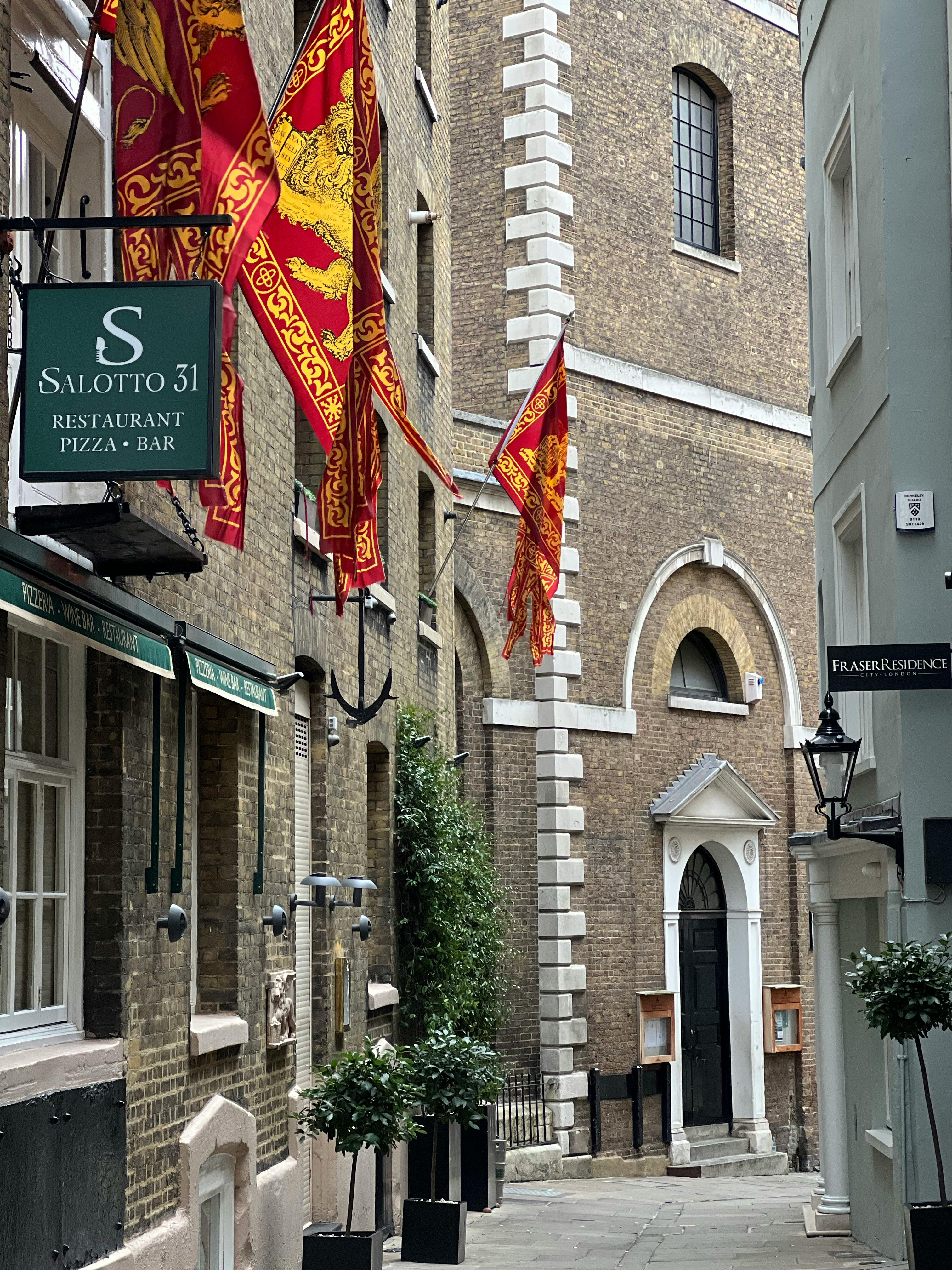 Rustic Storefront in the Alleyway · Free Stock Photo