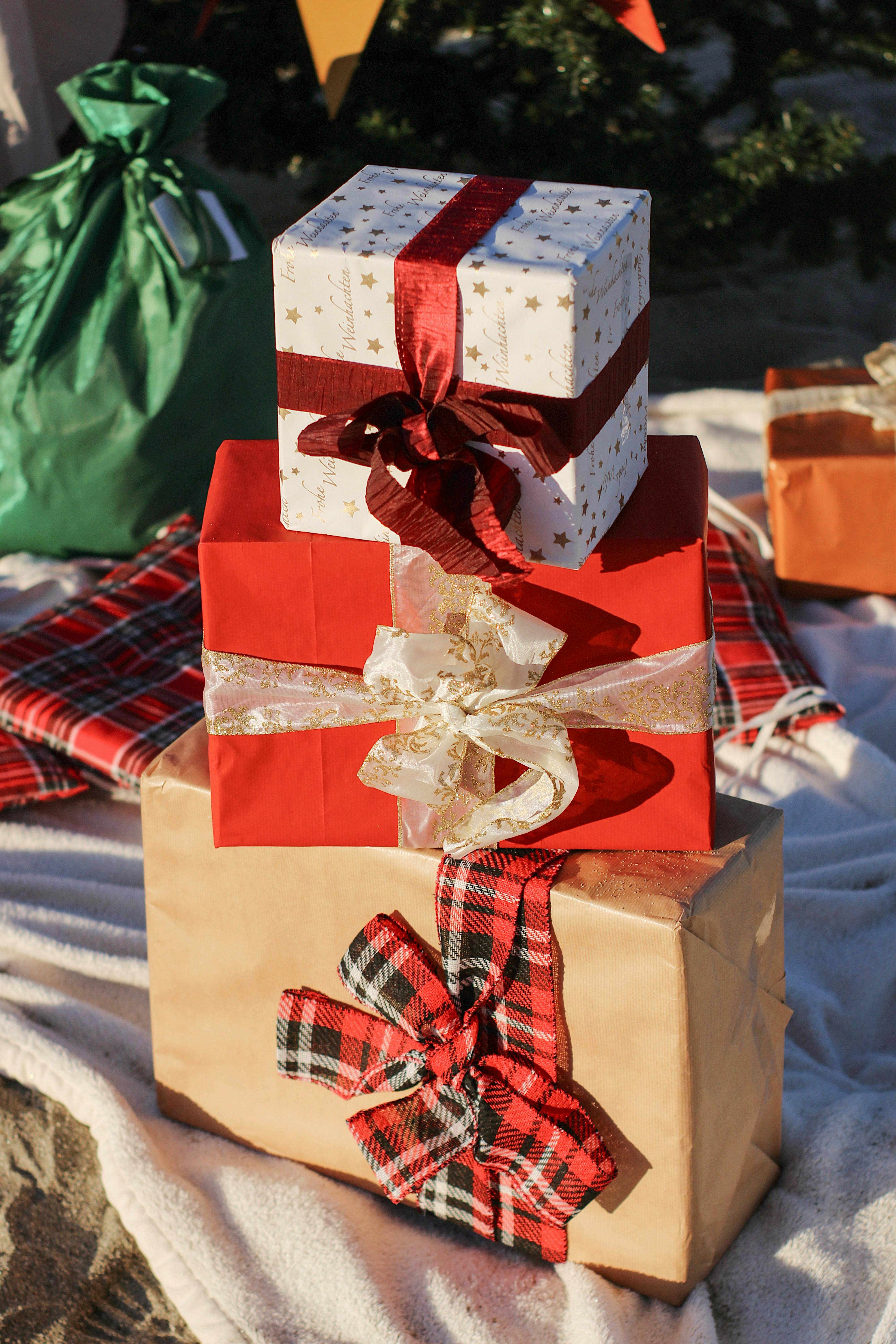Stack Of Presents Photos, Download The BEST Free Stack Of Presents ...