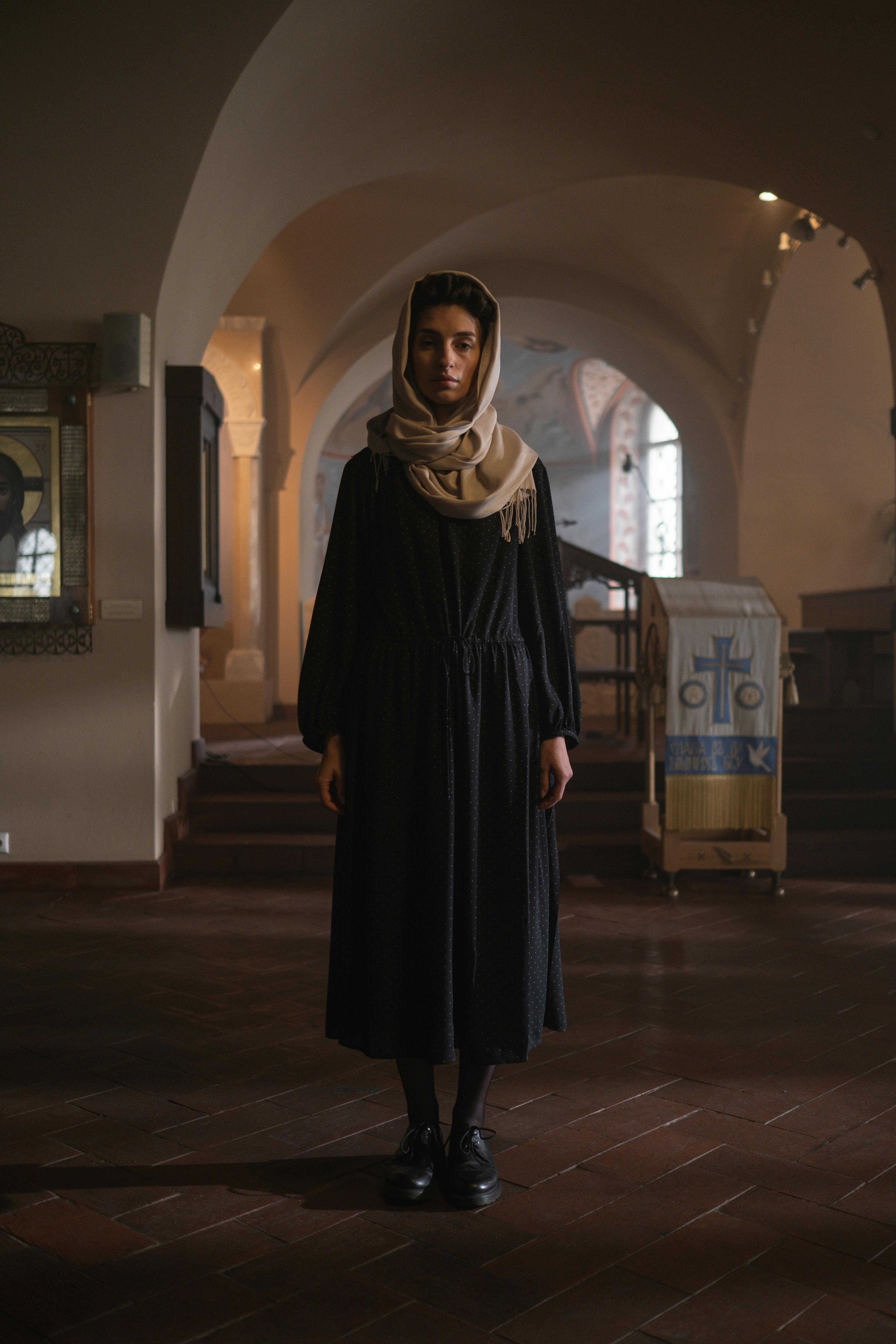 Woman in Church · Free Stock Photo