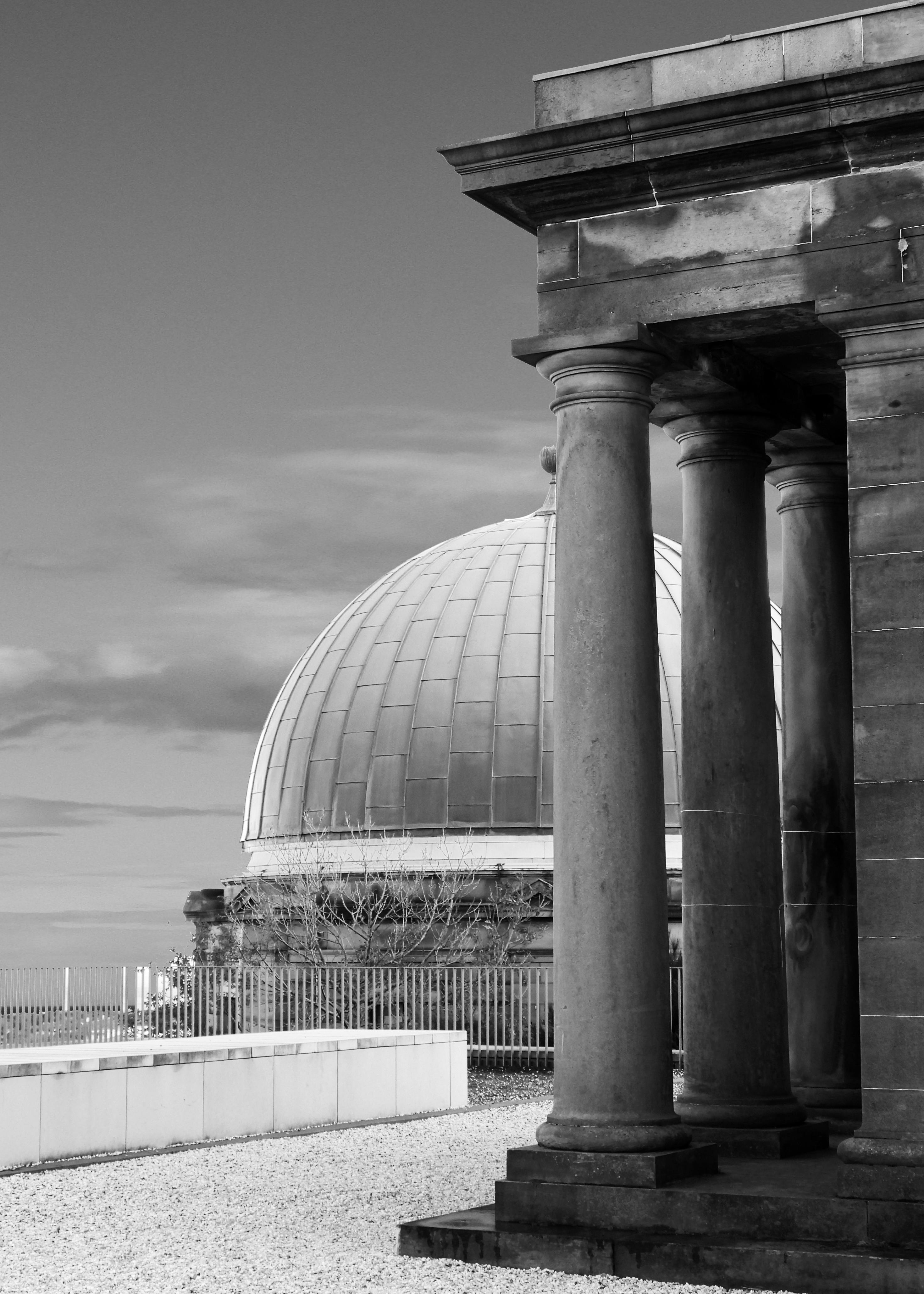 Grey Concrete Columns · Free Stock Photo