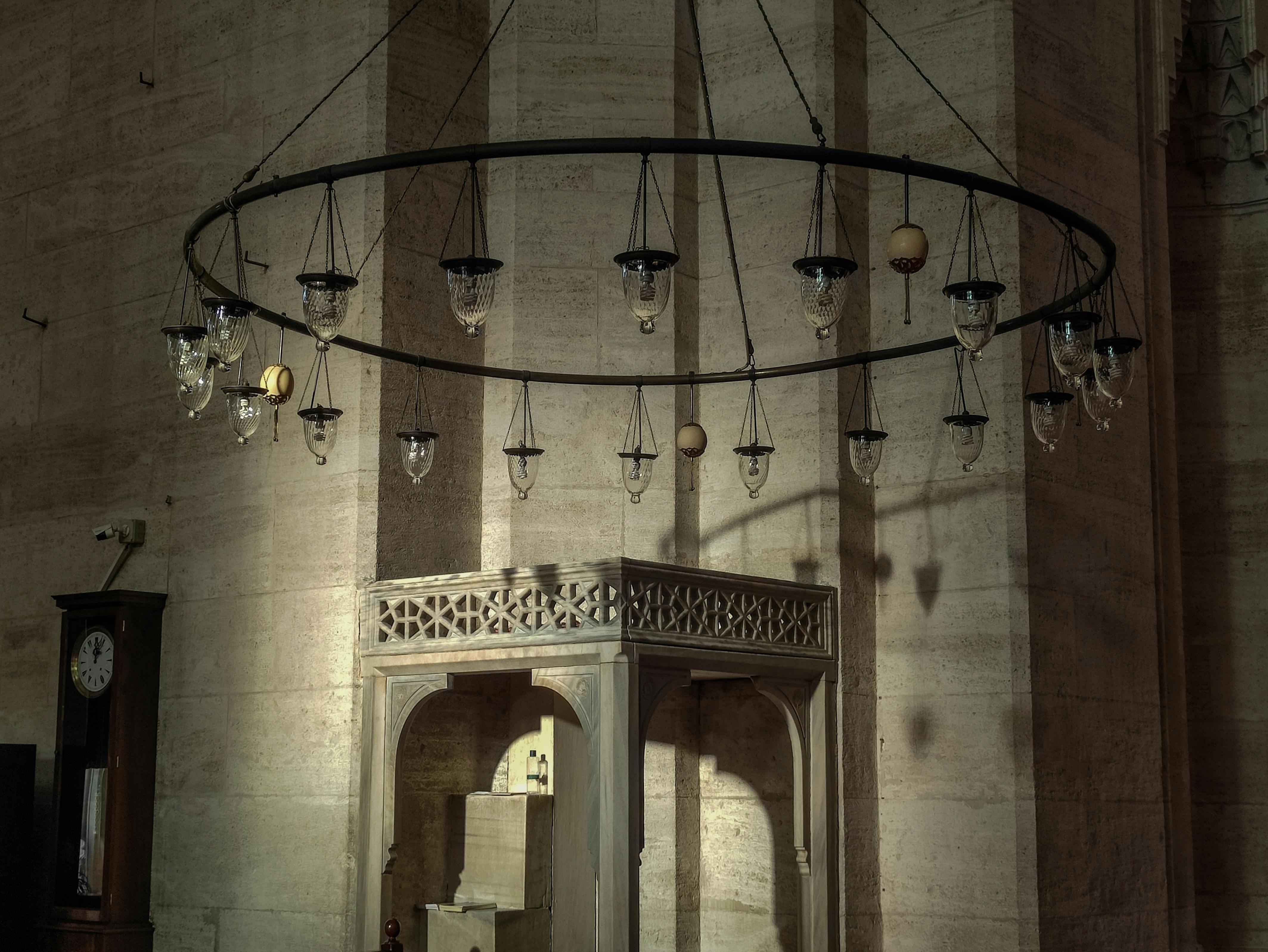 Chandeliers in Mosque · Free Stock Photo