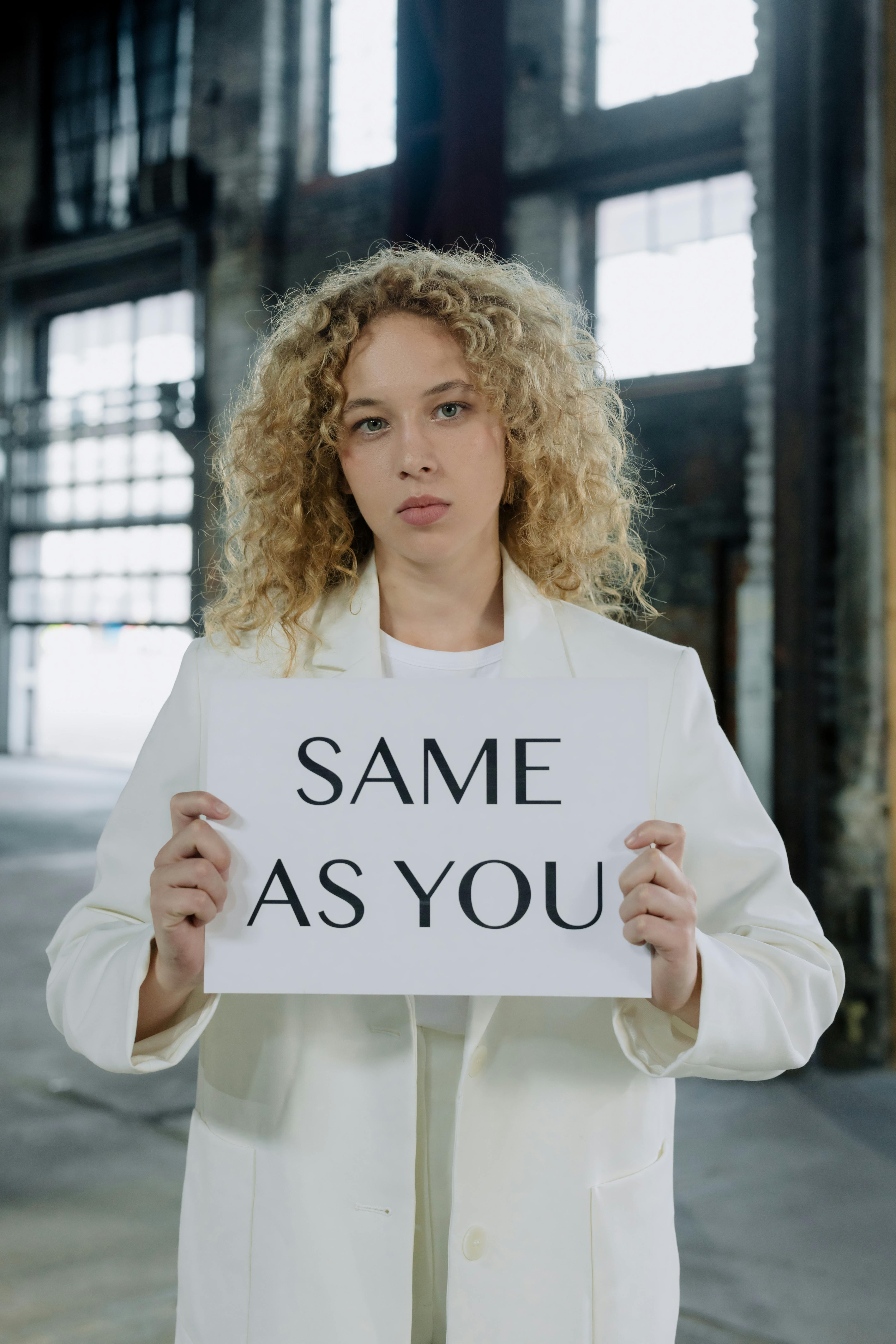 Holding A Sign Photos, Download The BEST Free Holding A Sign Stock ...