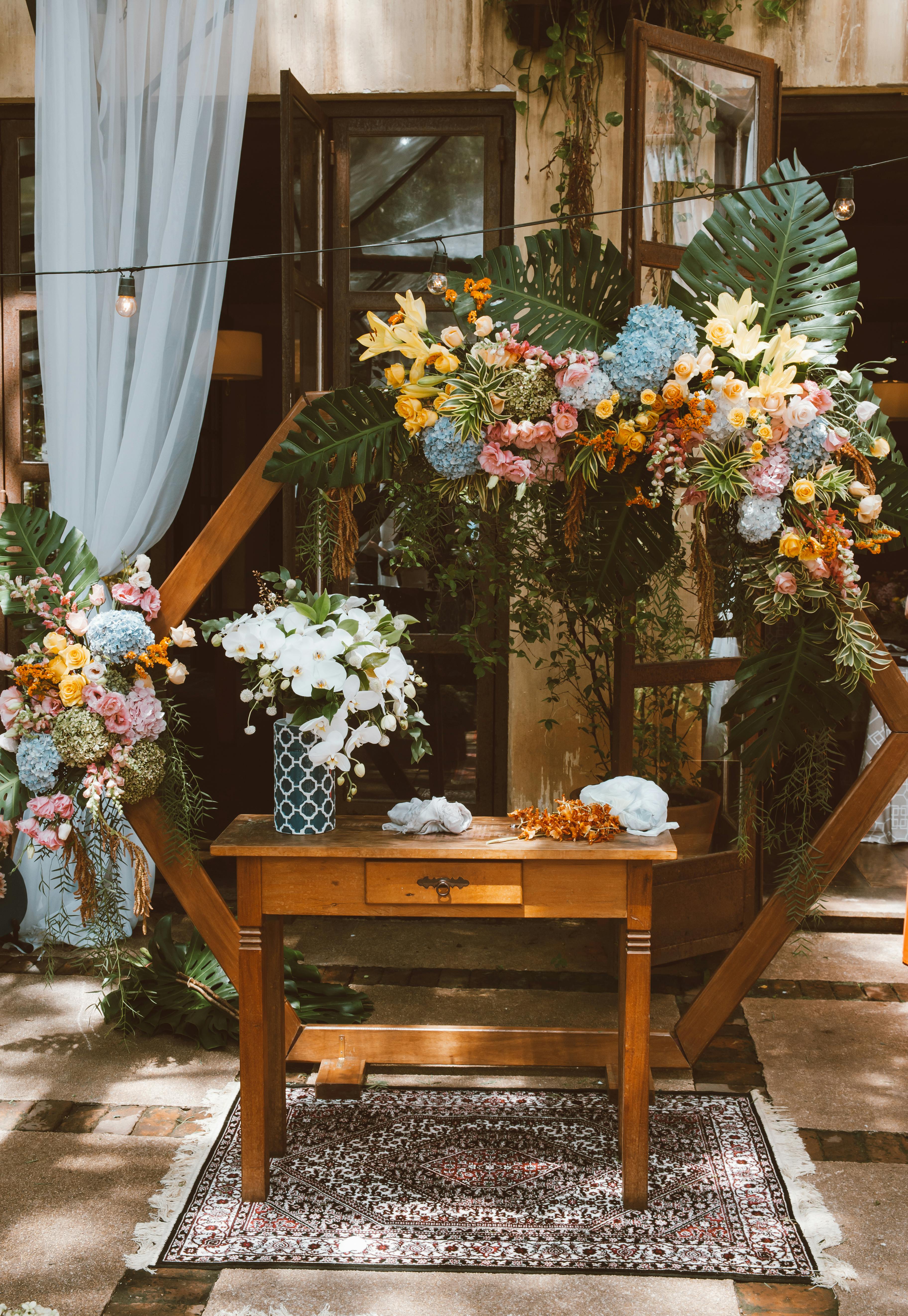 Altar Flower Bouquet Photos, Download The BEST Free Altar Flower ...