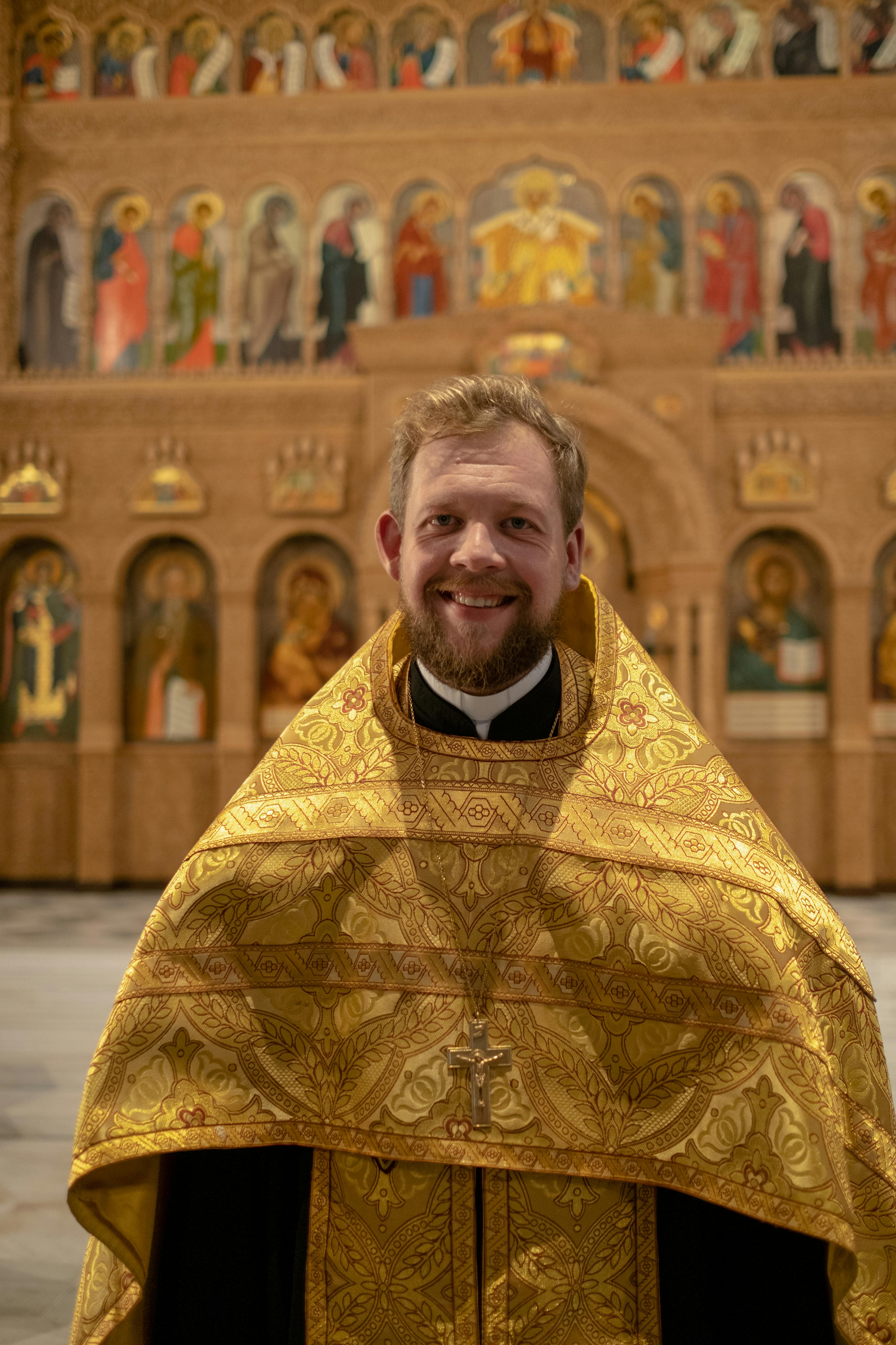 Shallow Focus of a Priest in the Church · Free Stock Photo