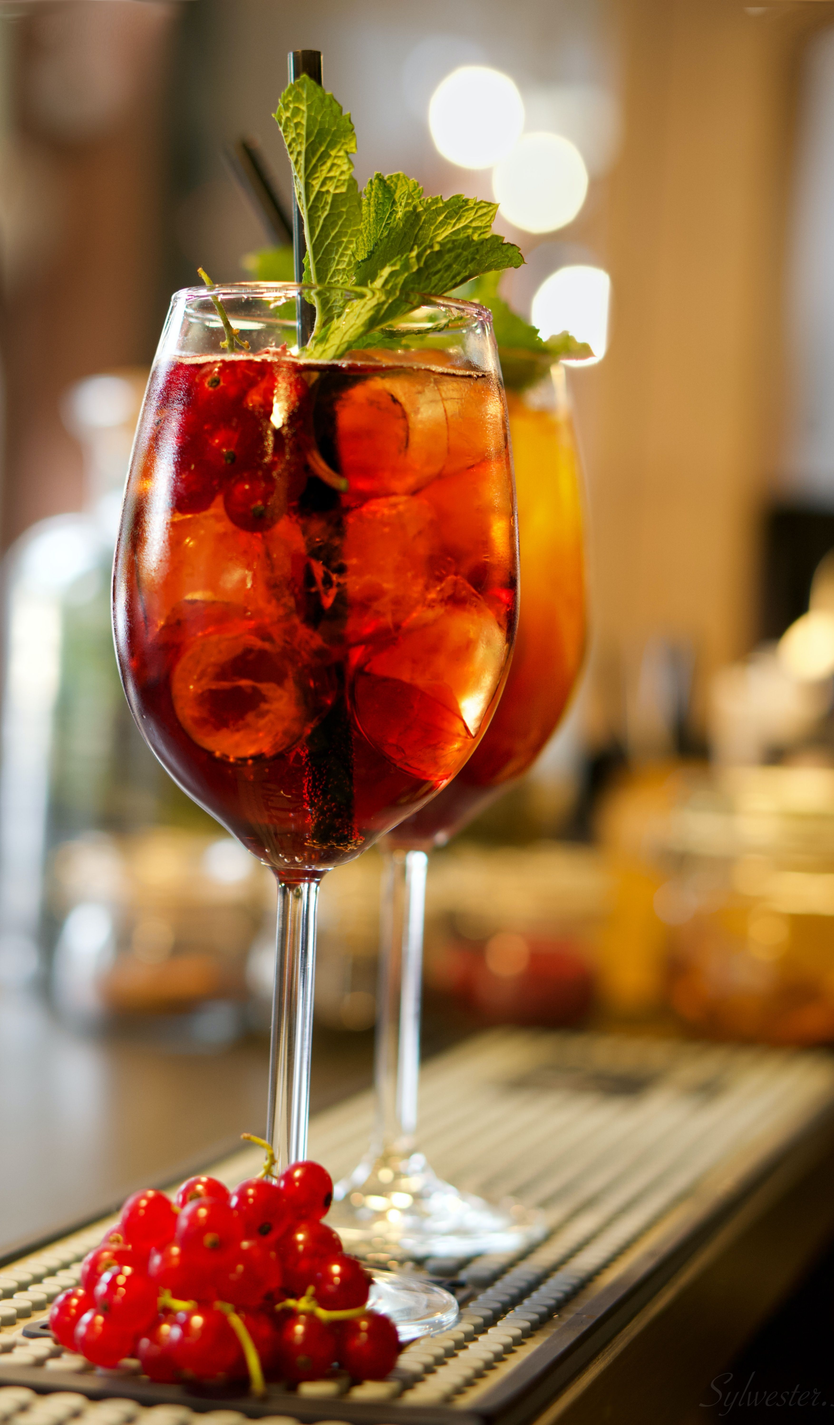 Refreshing Red Currant Cocktails With Mint Garnish · Free Stock Photo