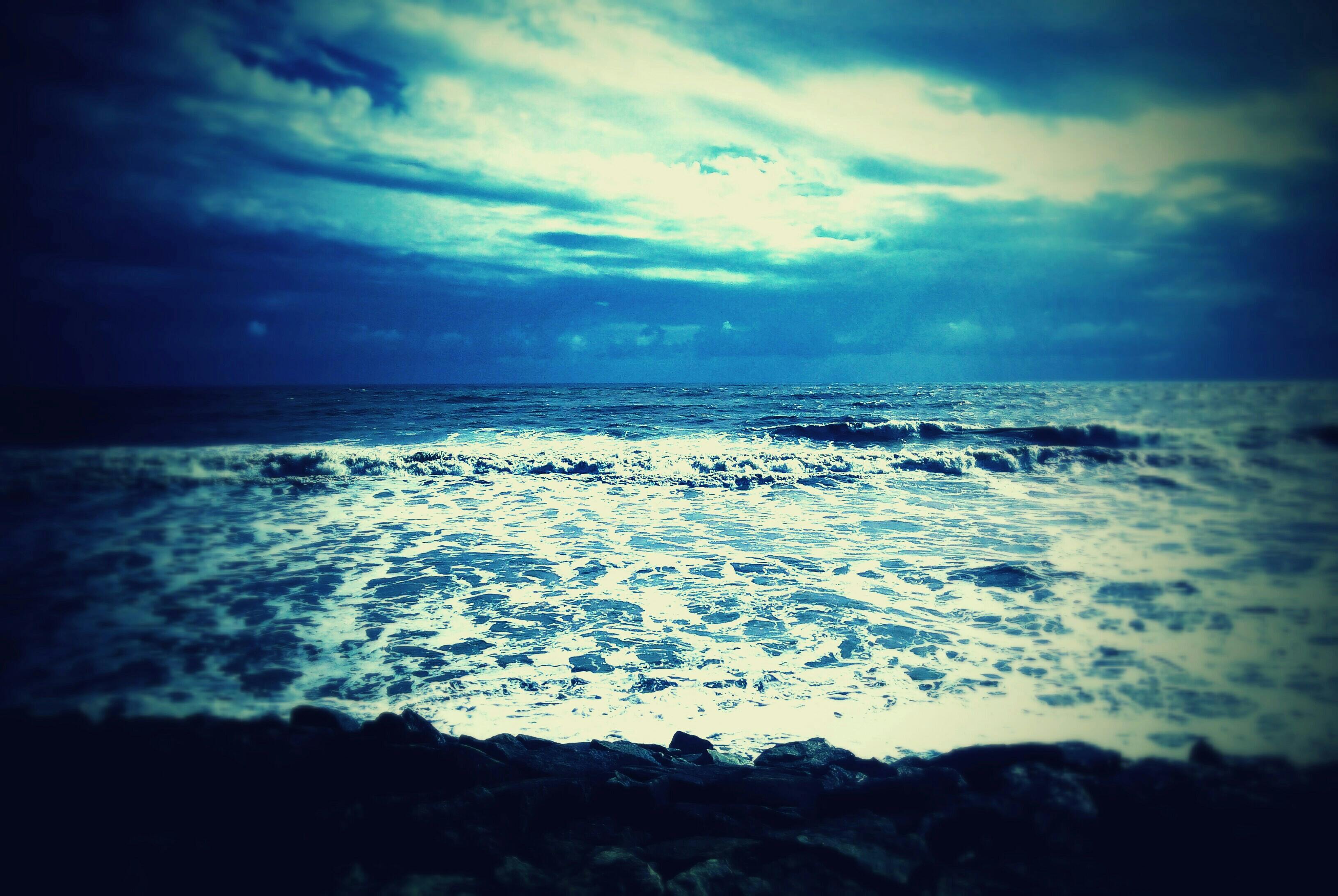 Blue Ocean With Cloudy Sky · Free Stock Photo