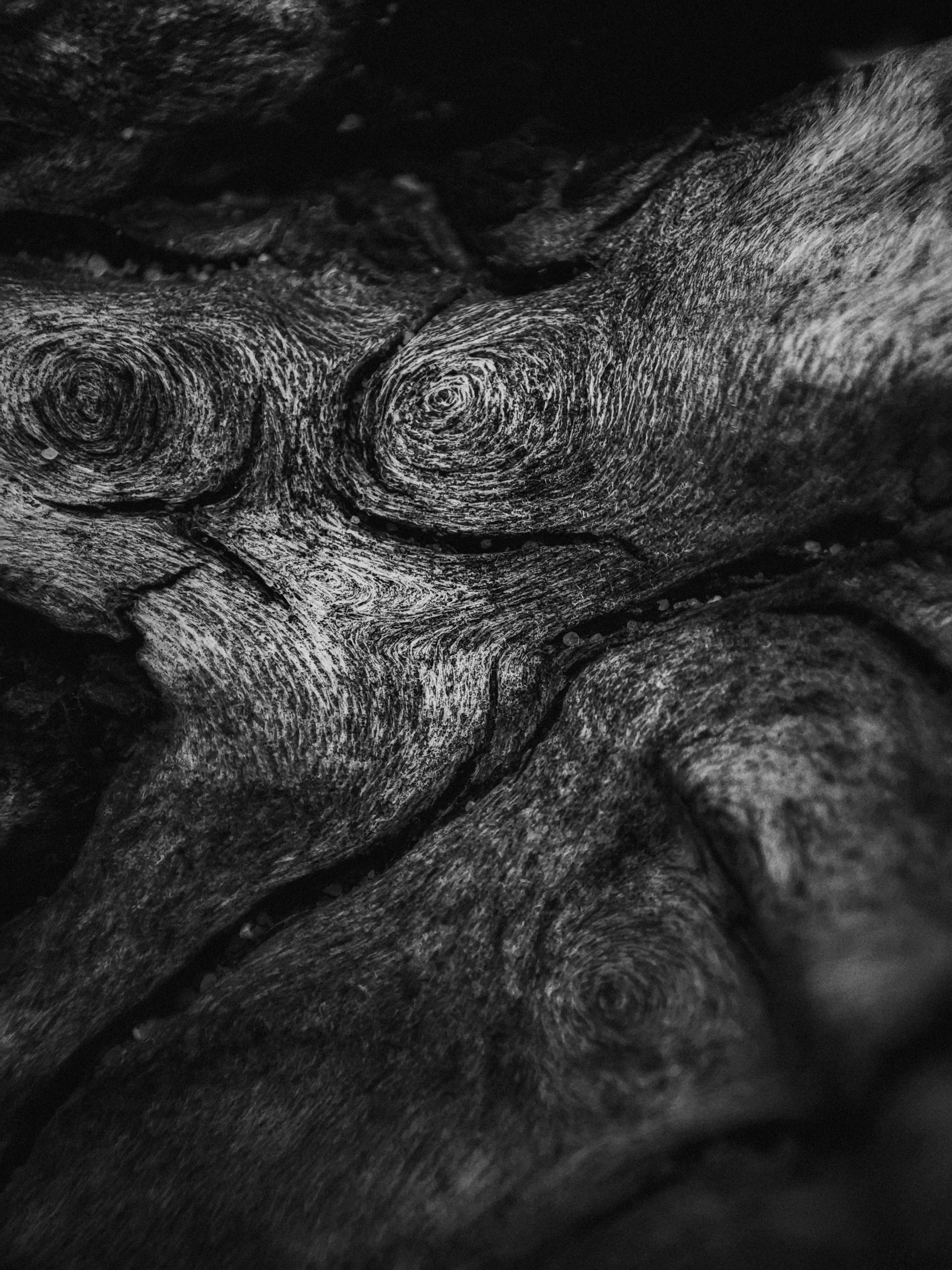 Grayscale Photo of an Abstract Painting · Free Stock Photo