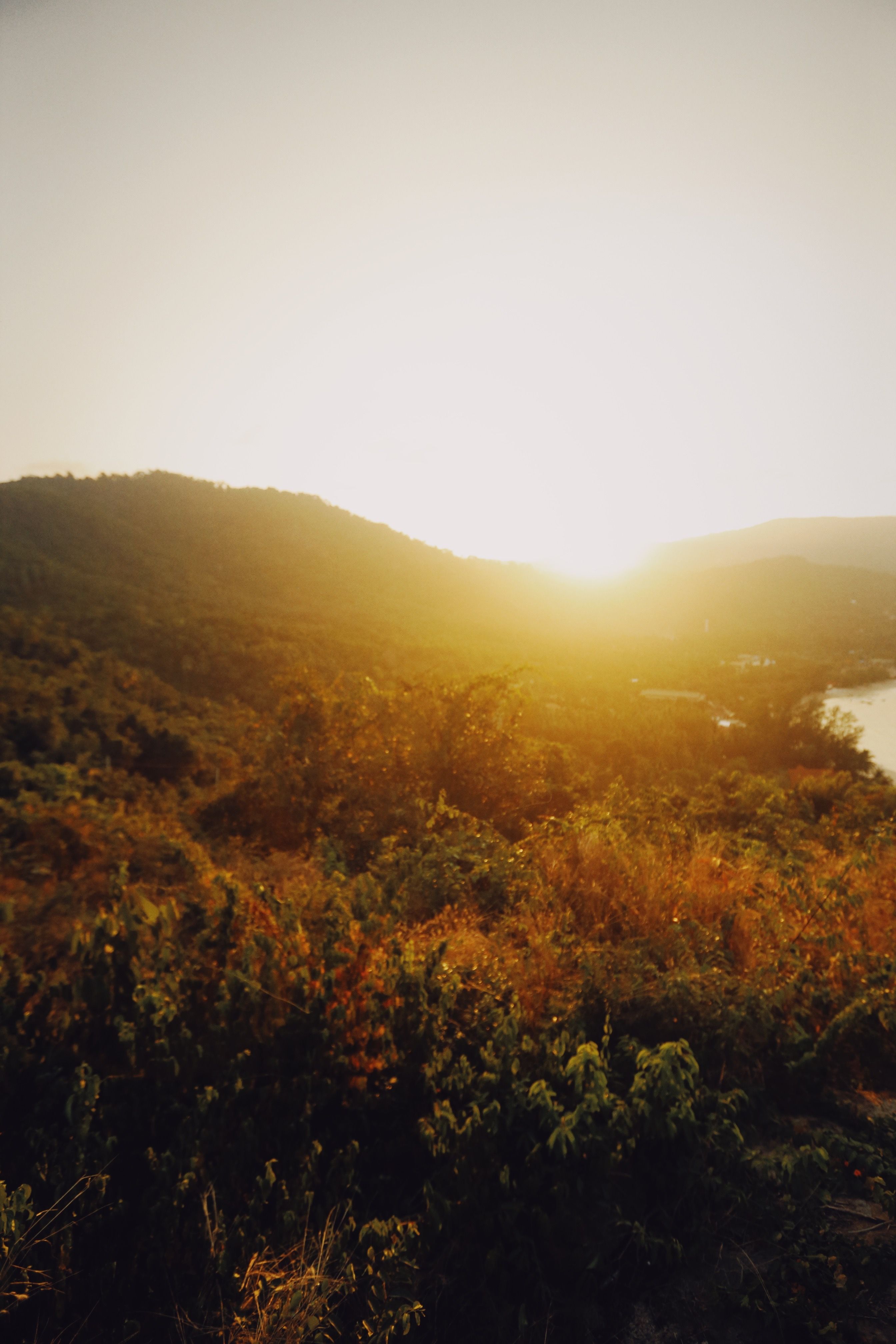 View of Sunrise Over the Mountain · Free Stock Photo