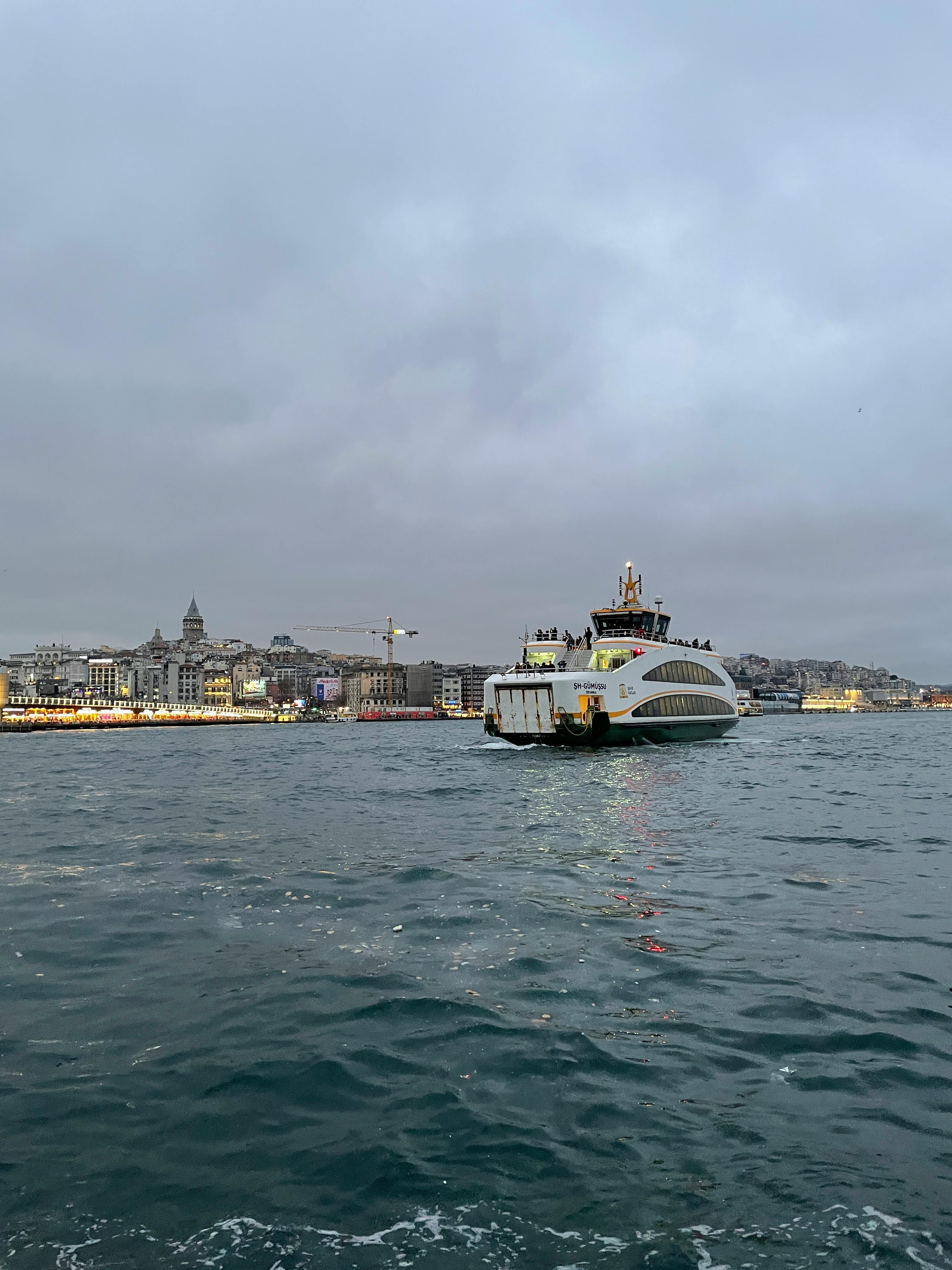 MOBILOGRAPHY · Pexels