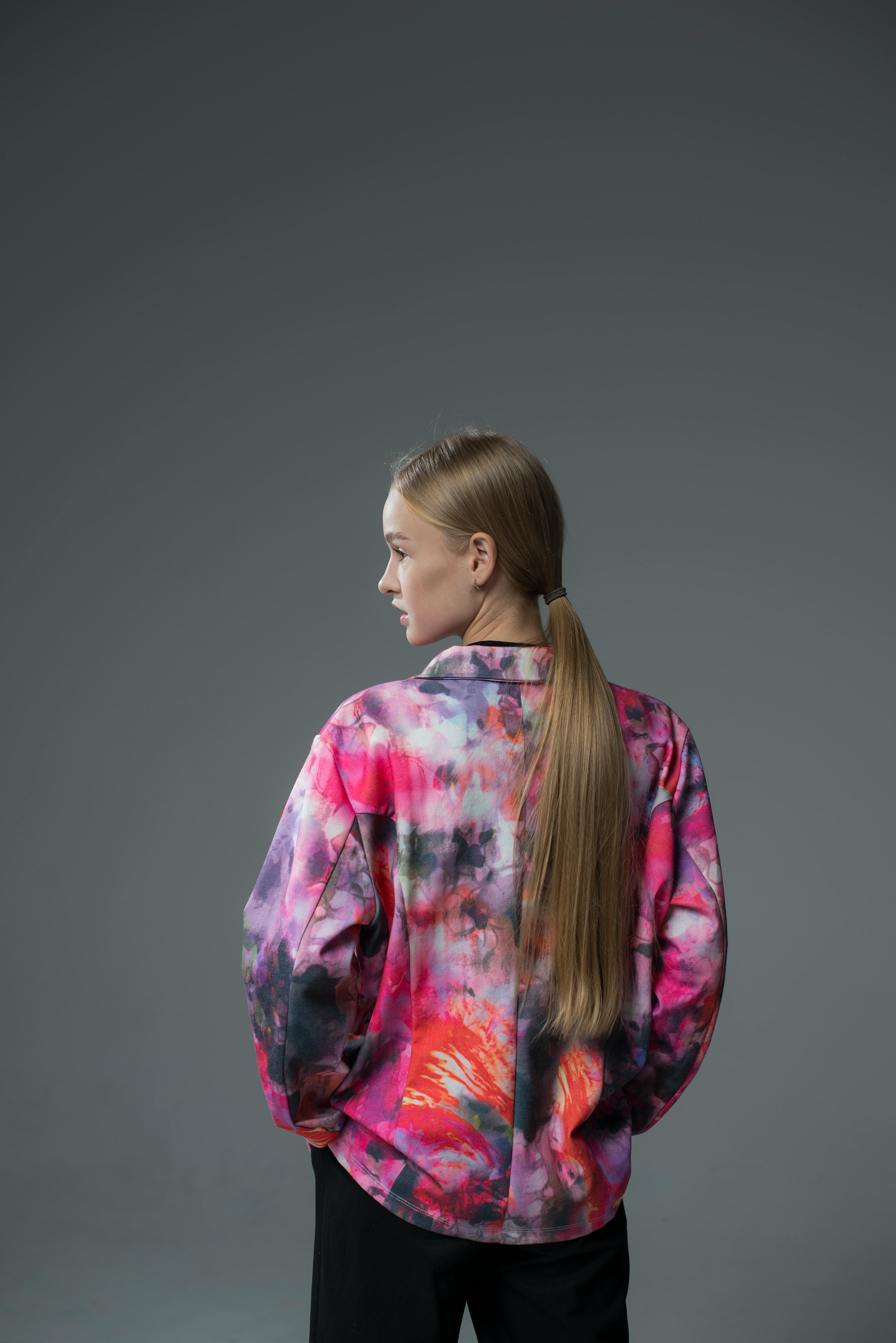 Young girl standing in corner · Free Stock Photo