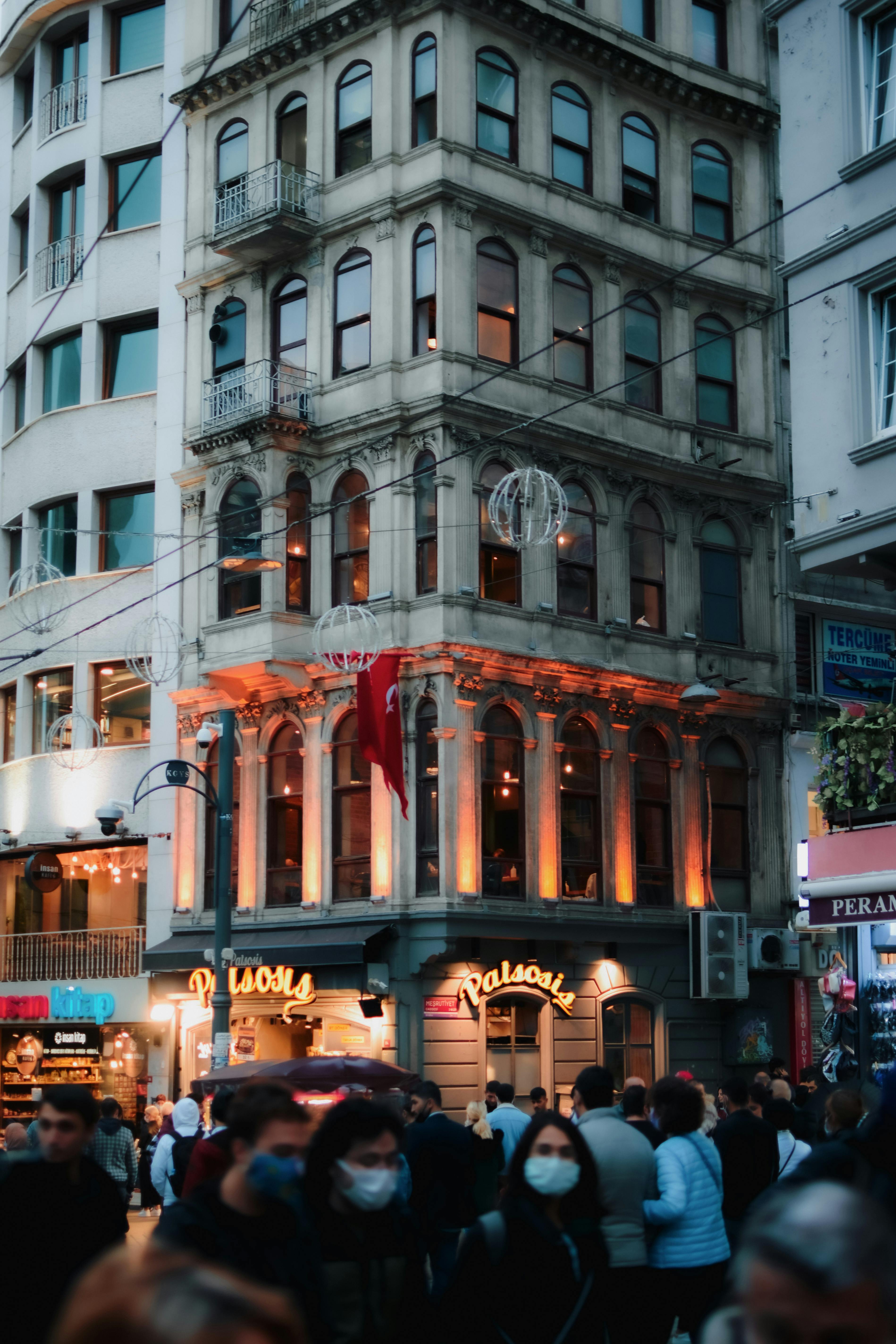 Corner Tenements Photos, Download The BEST Free Corner Tenements Stock ...