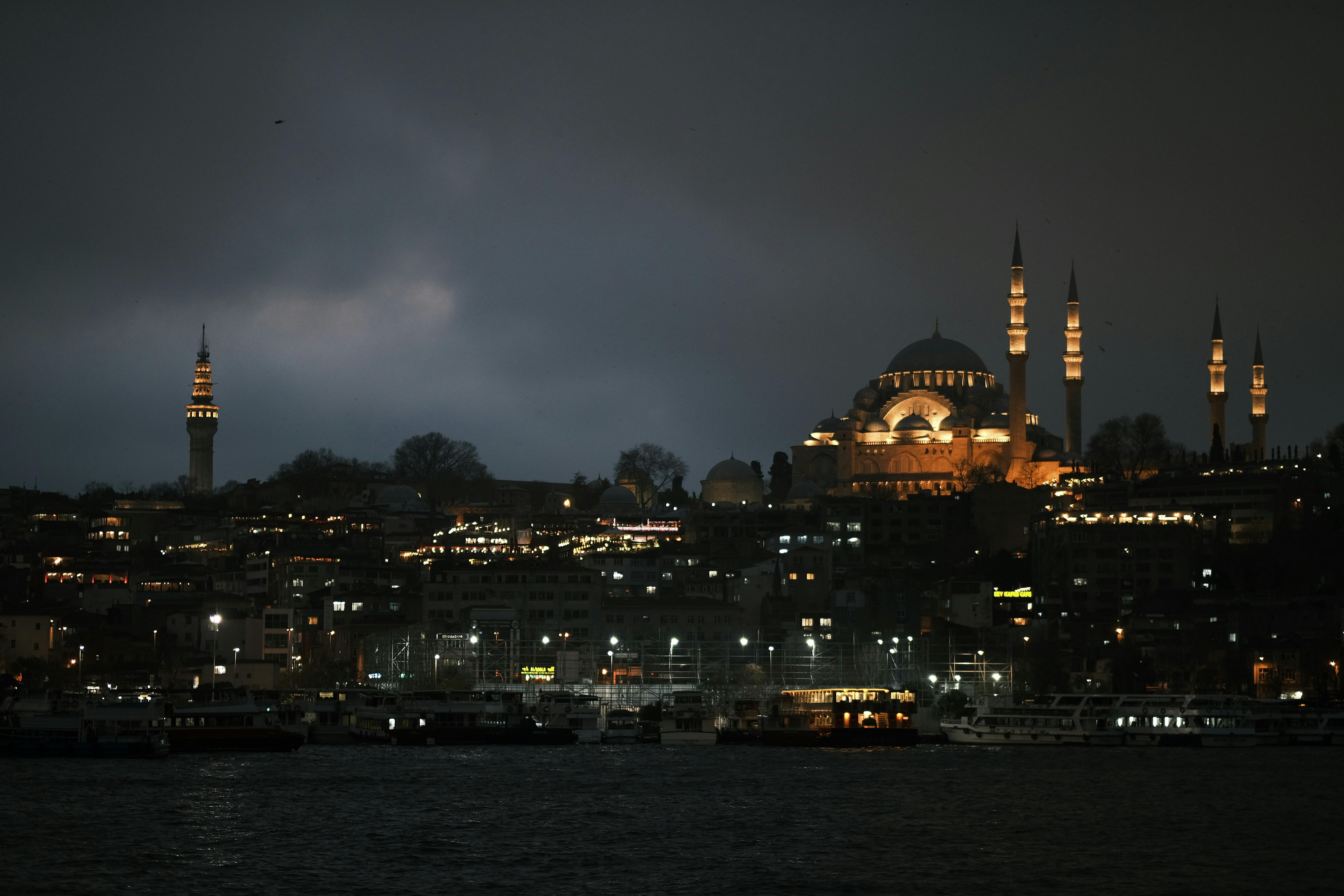 Suleymaniye Mosque Illuminated at Night, Istanbul, Turkey · Free Stock ...