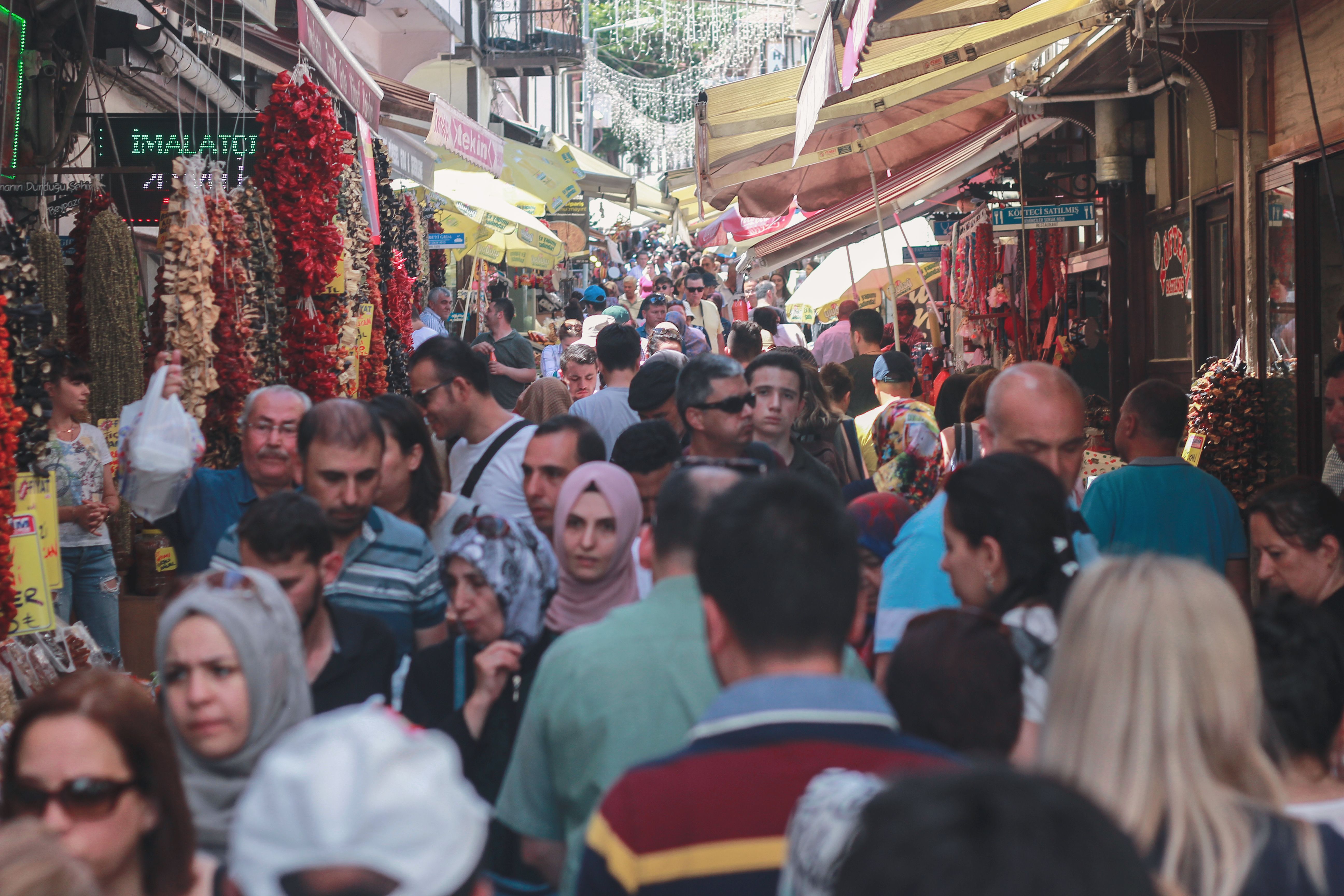 People Shopping on the Street · Free Stock Photo