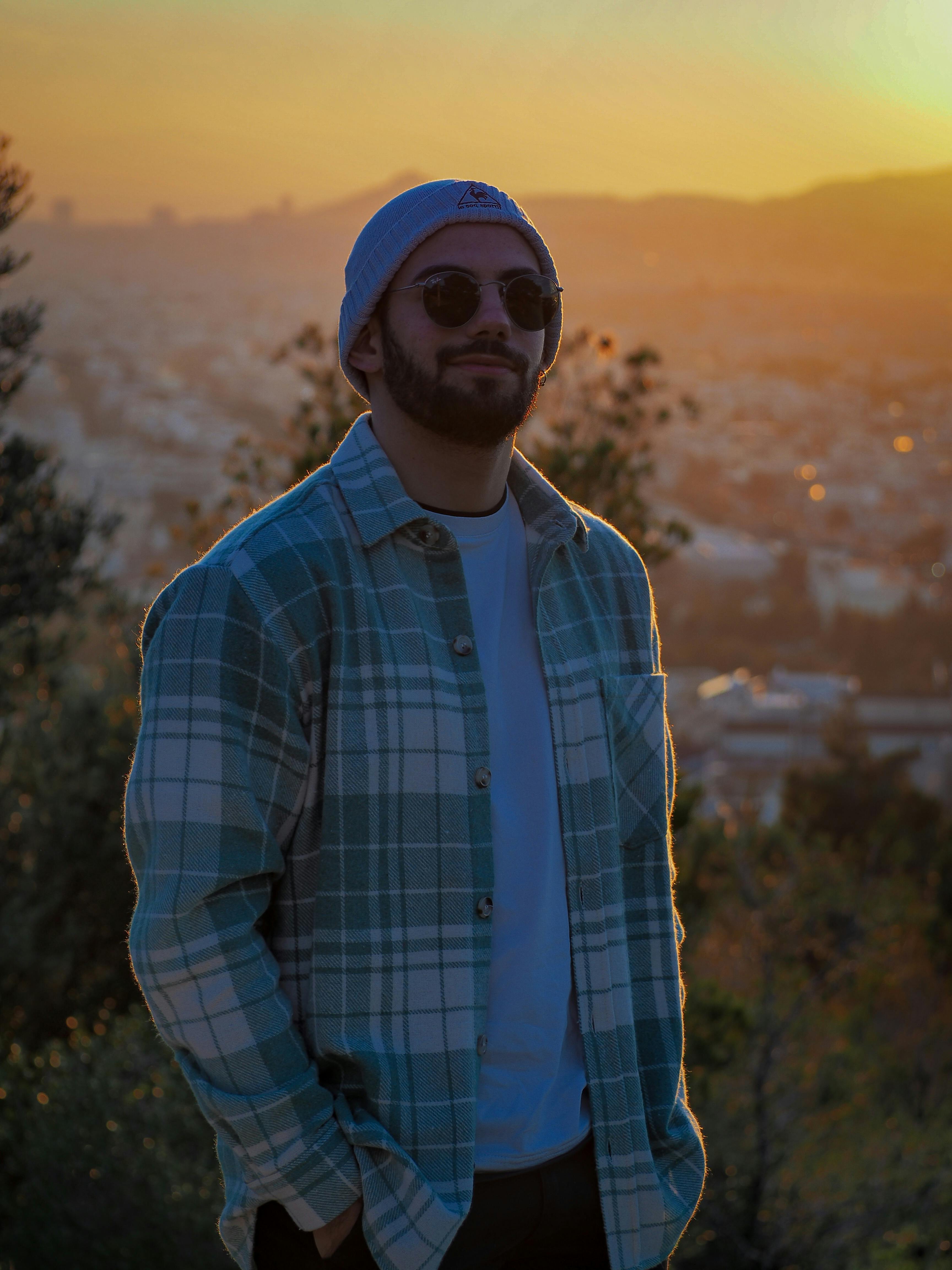 Man Looking Left Side · Free Stock Photo