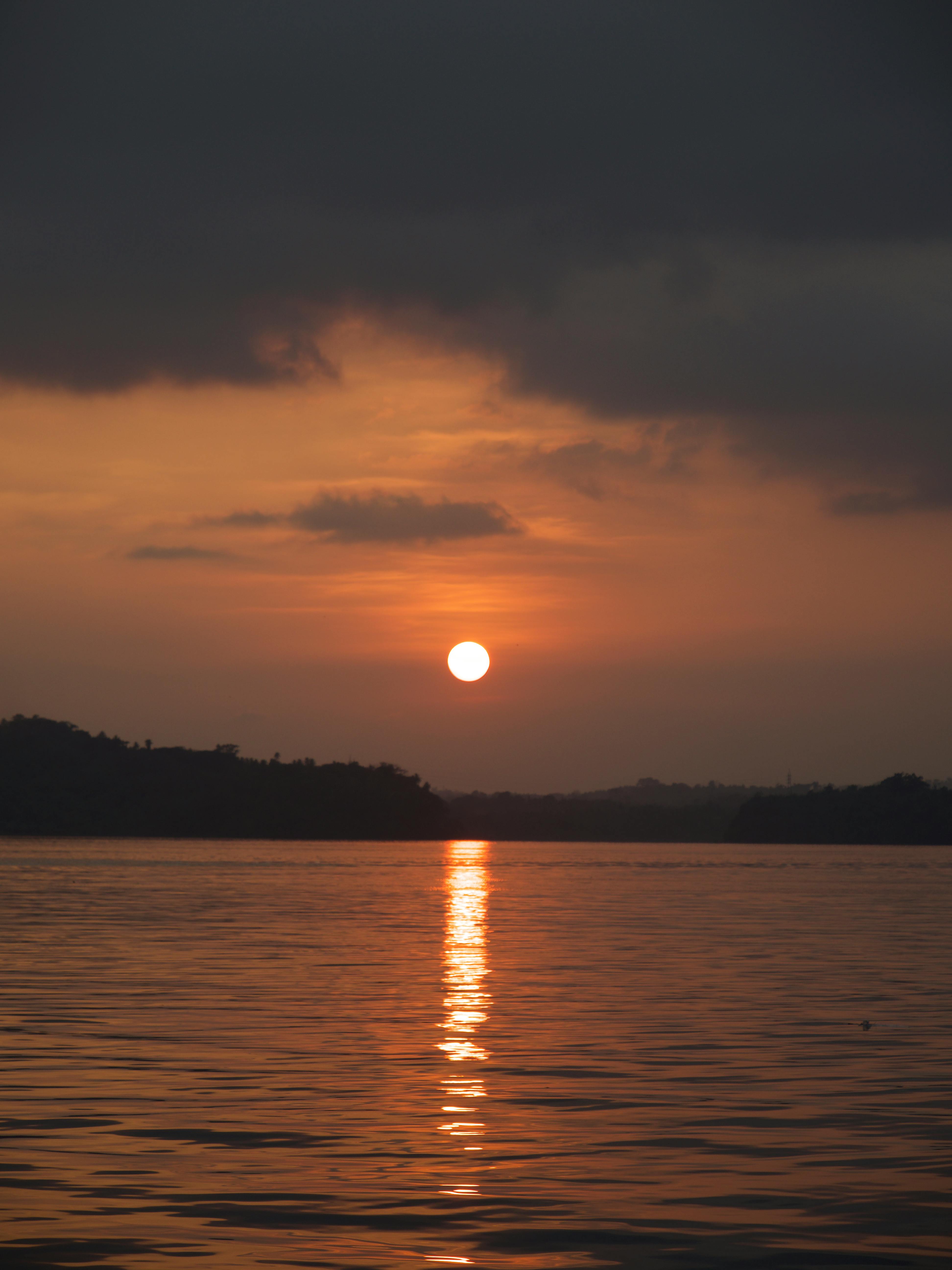Gray Clouds Covering the Sun · Free Stock Photo