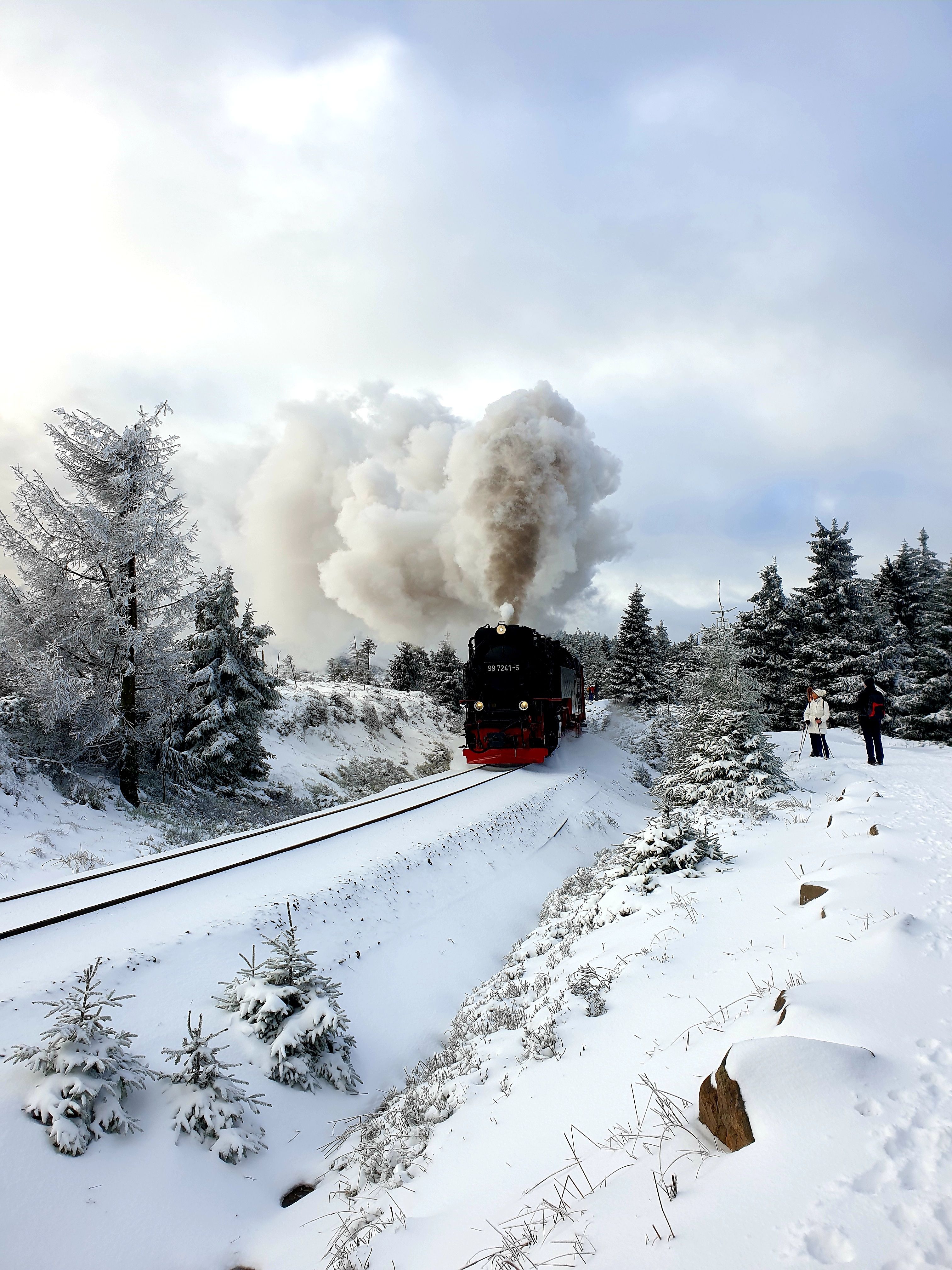 Train Pass Photos, Download The BEST Free Train Pass Stock Photos & HD ...