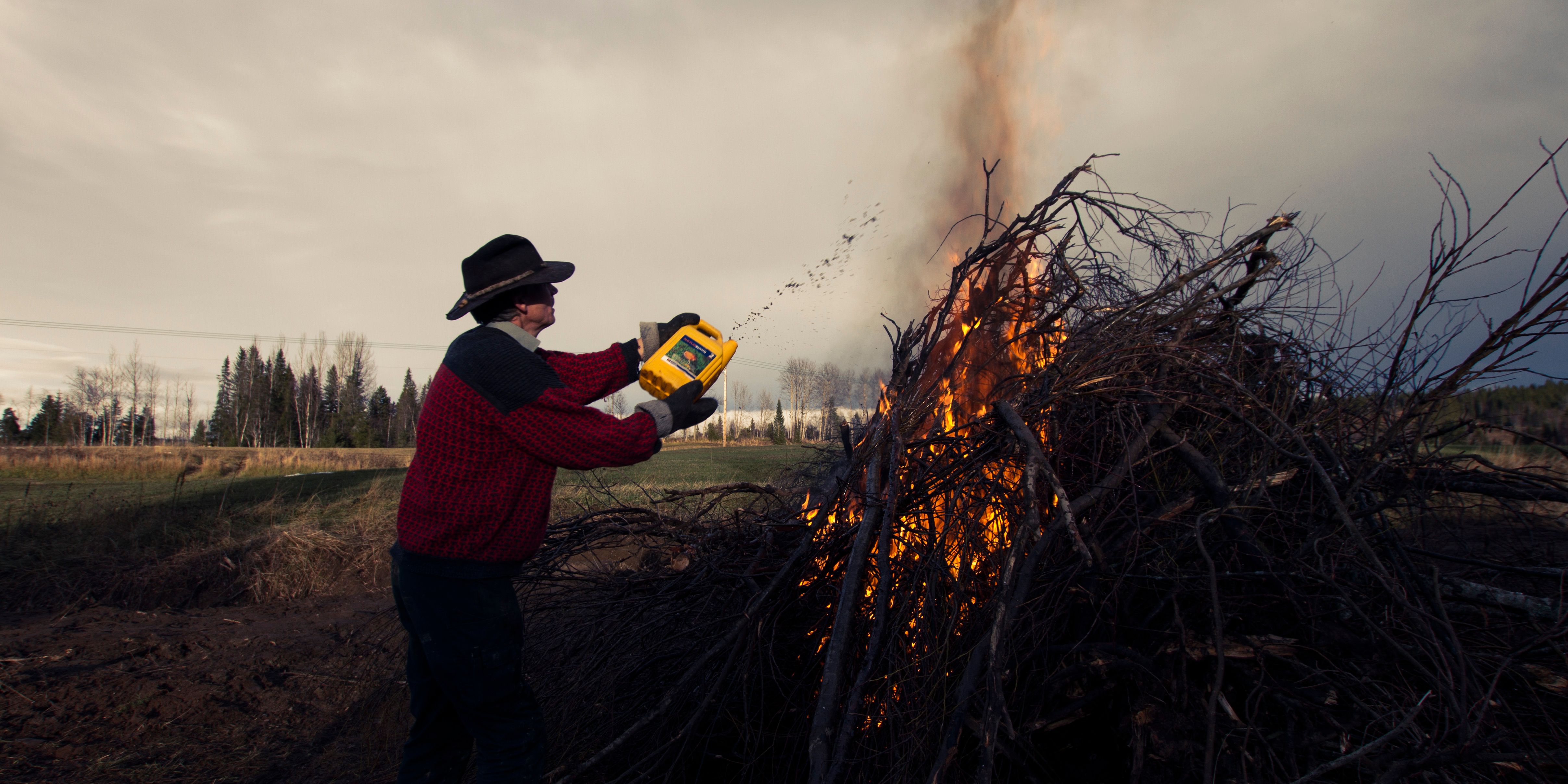 Gasoline Fire Photos, Download The BEST Free Gasoline Fire Stock Photos ...