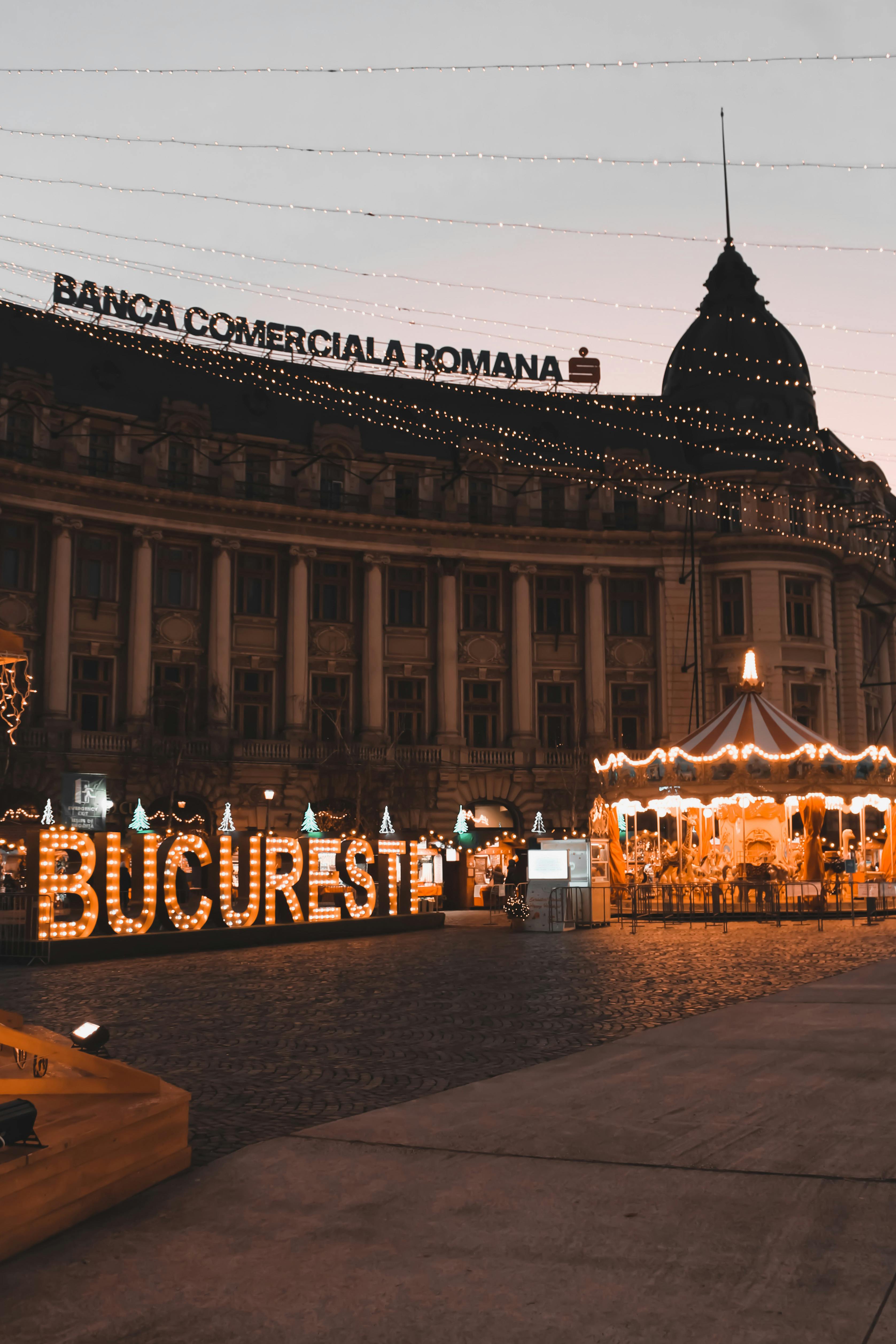 Bucharest City Square at Dusk · Free Stock Photo