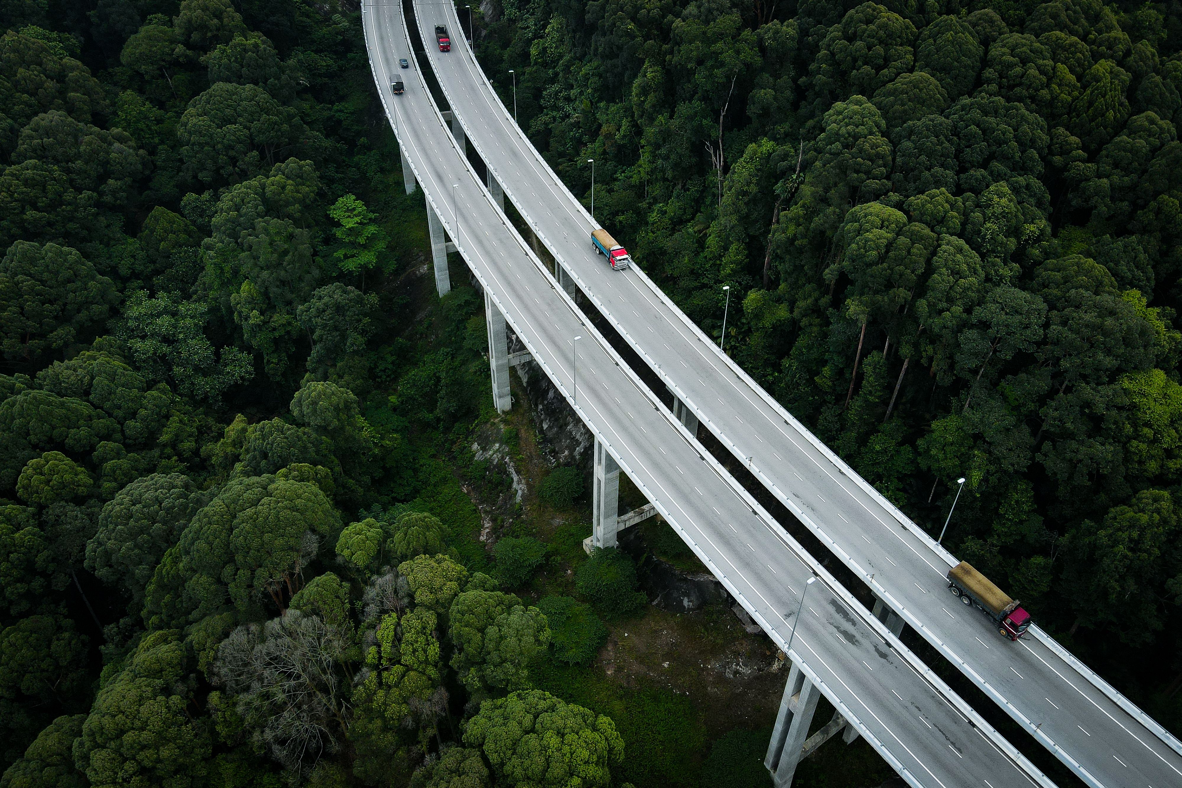 Aerial Photography of Vehicles on Freeway · Free Stock Photo