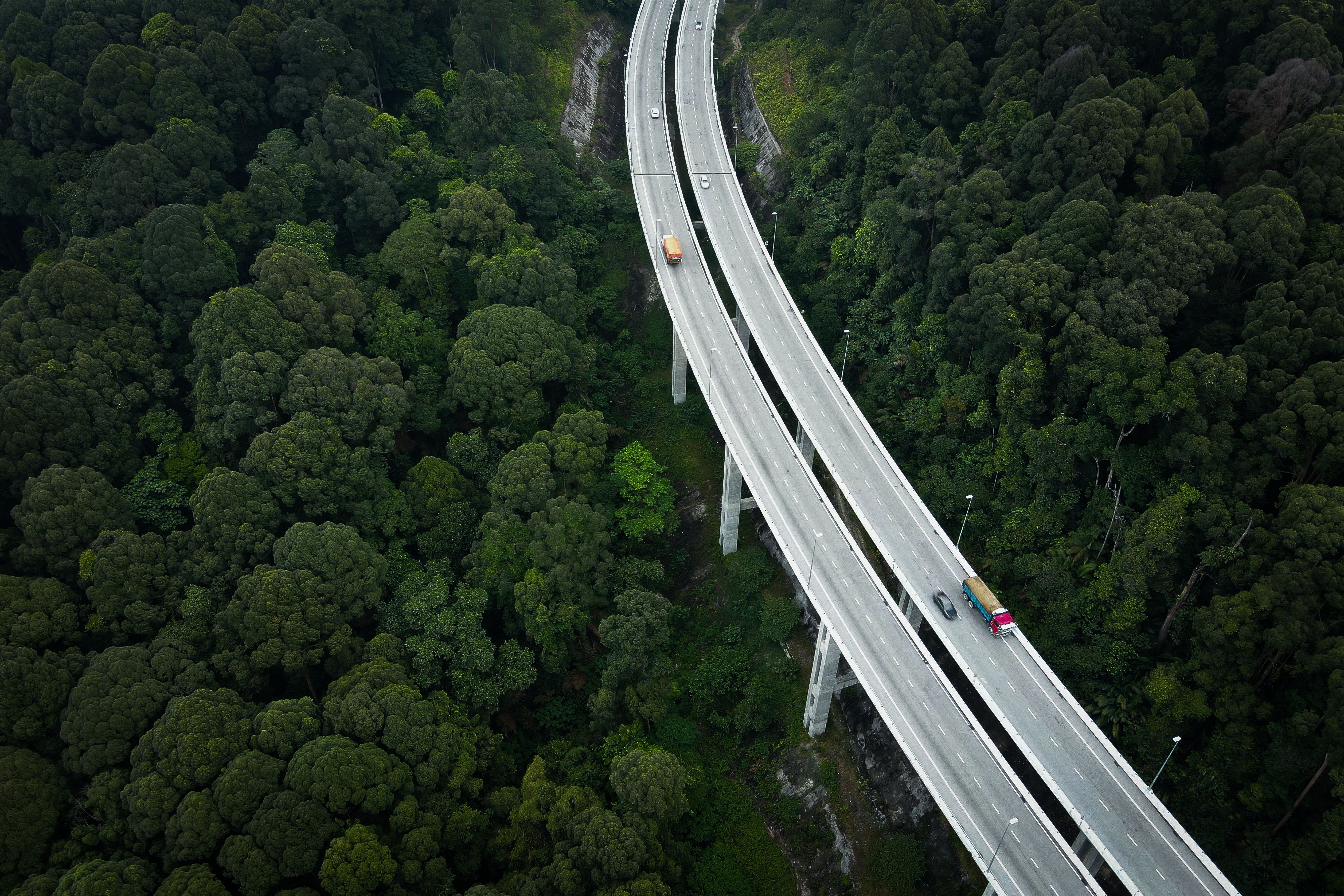 Aerial Photography of Vehicles on Freeway · Free Stock Photo