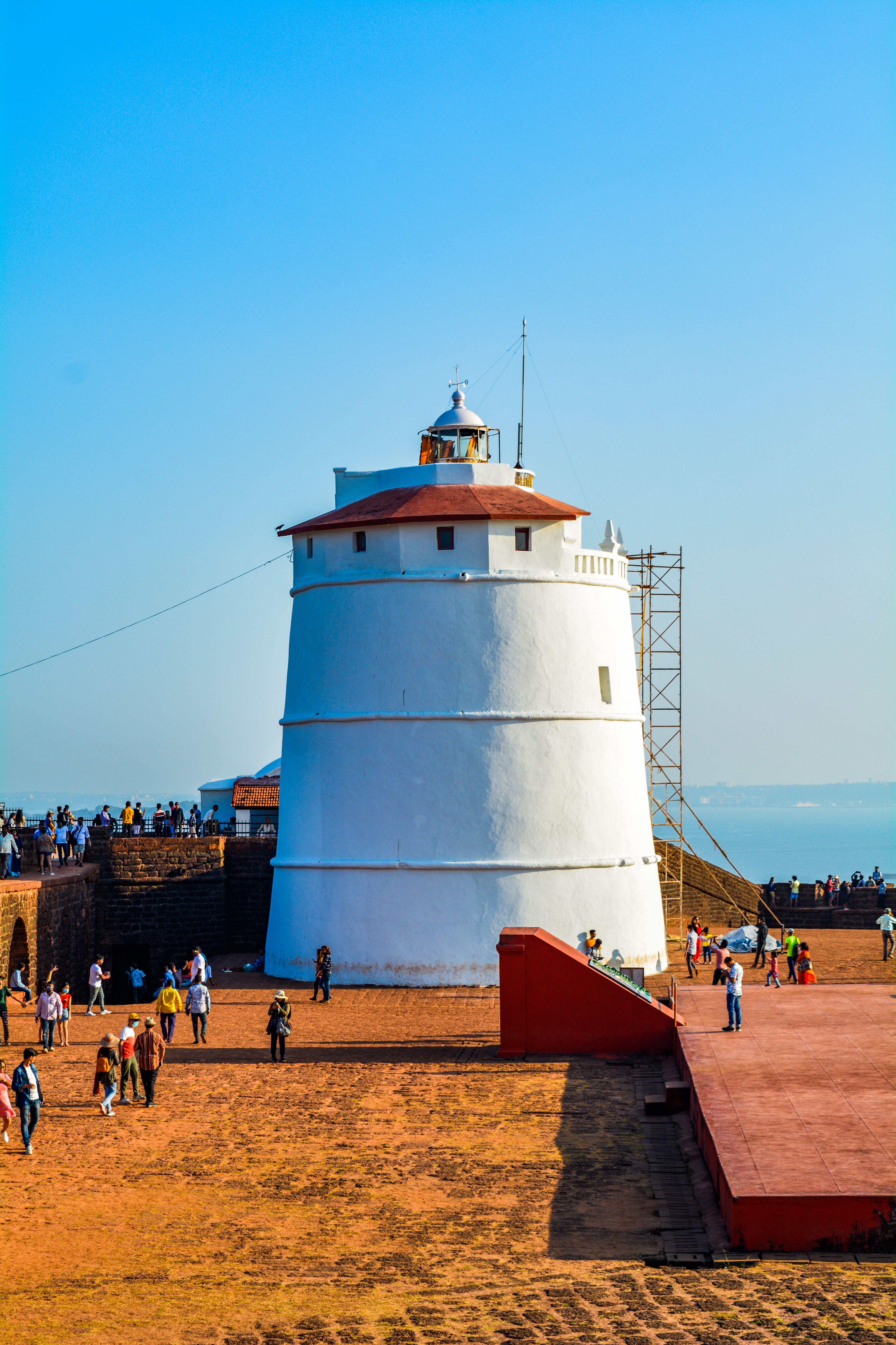 Light House Tower Near the Sea · Free Stock Photo