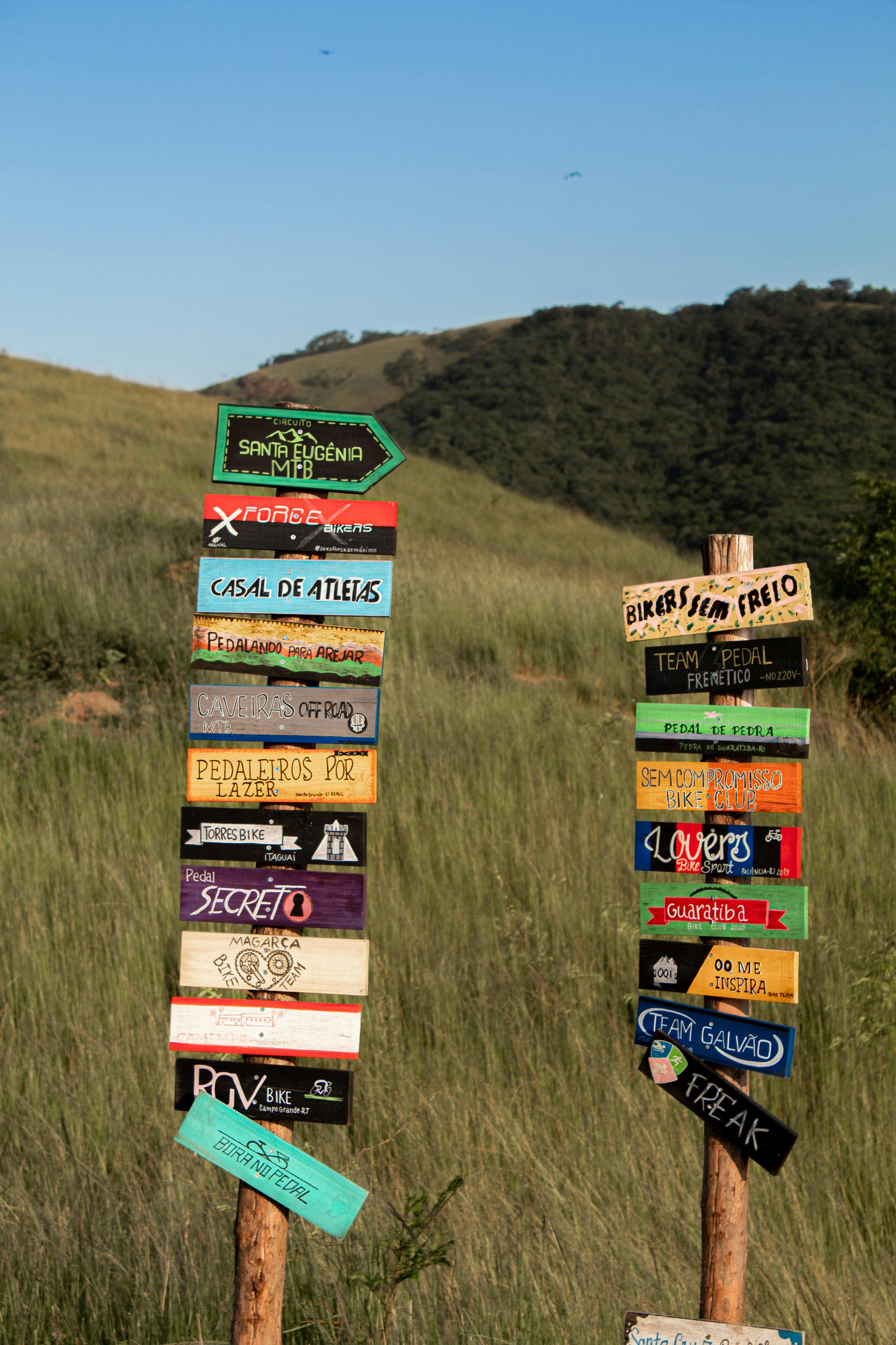 Wooden Signages Photos, Download Free Wooden Signages Stock Photos & HD ...