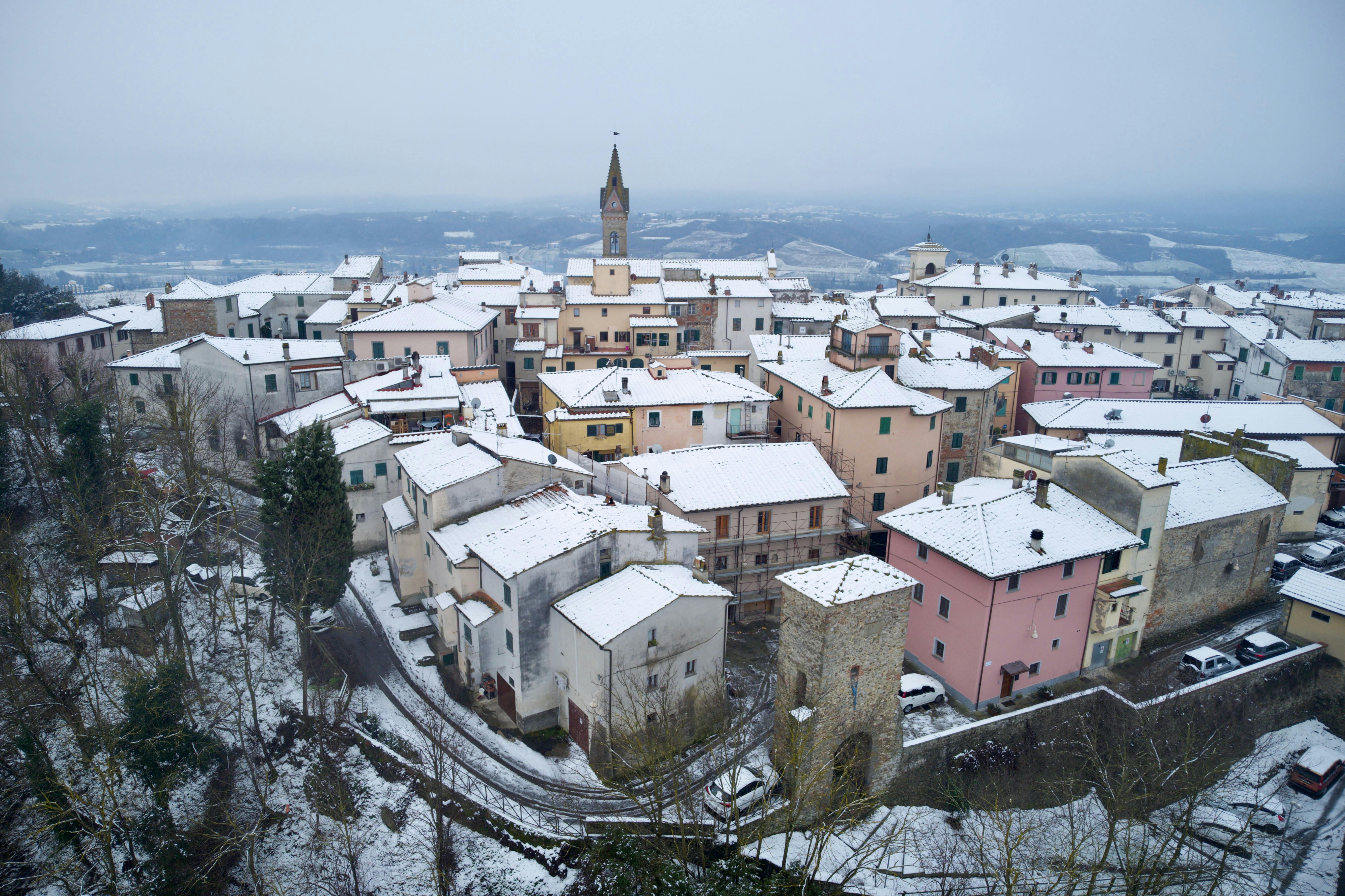 Drone Shot of a Small Village in Tuscany during Winter · Free Stock Photo