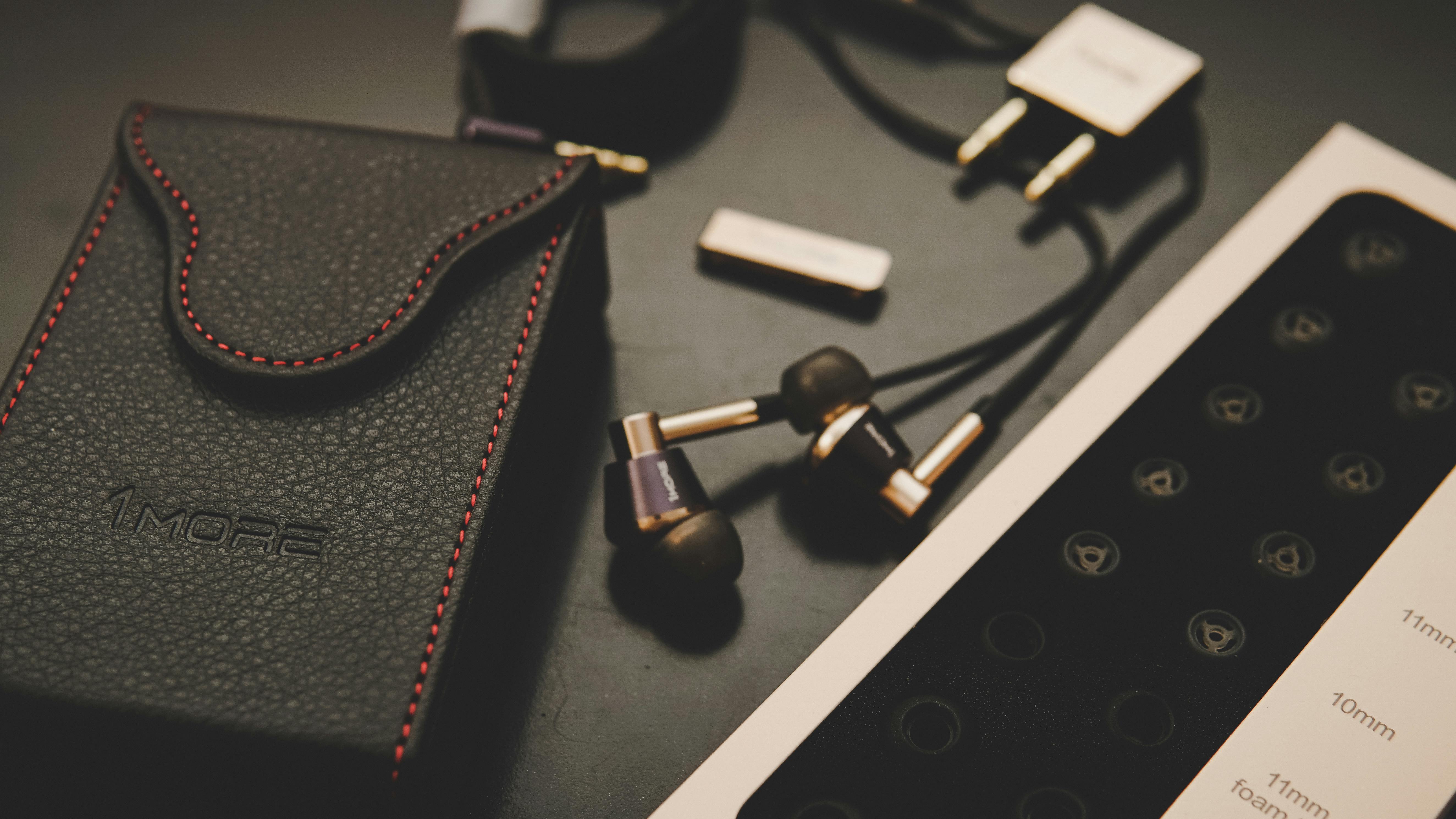 Free stock photo of earphone