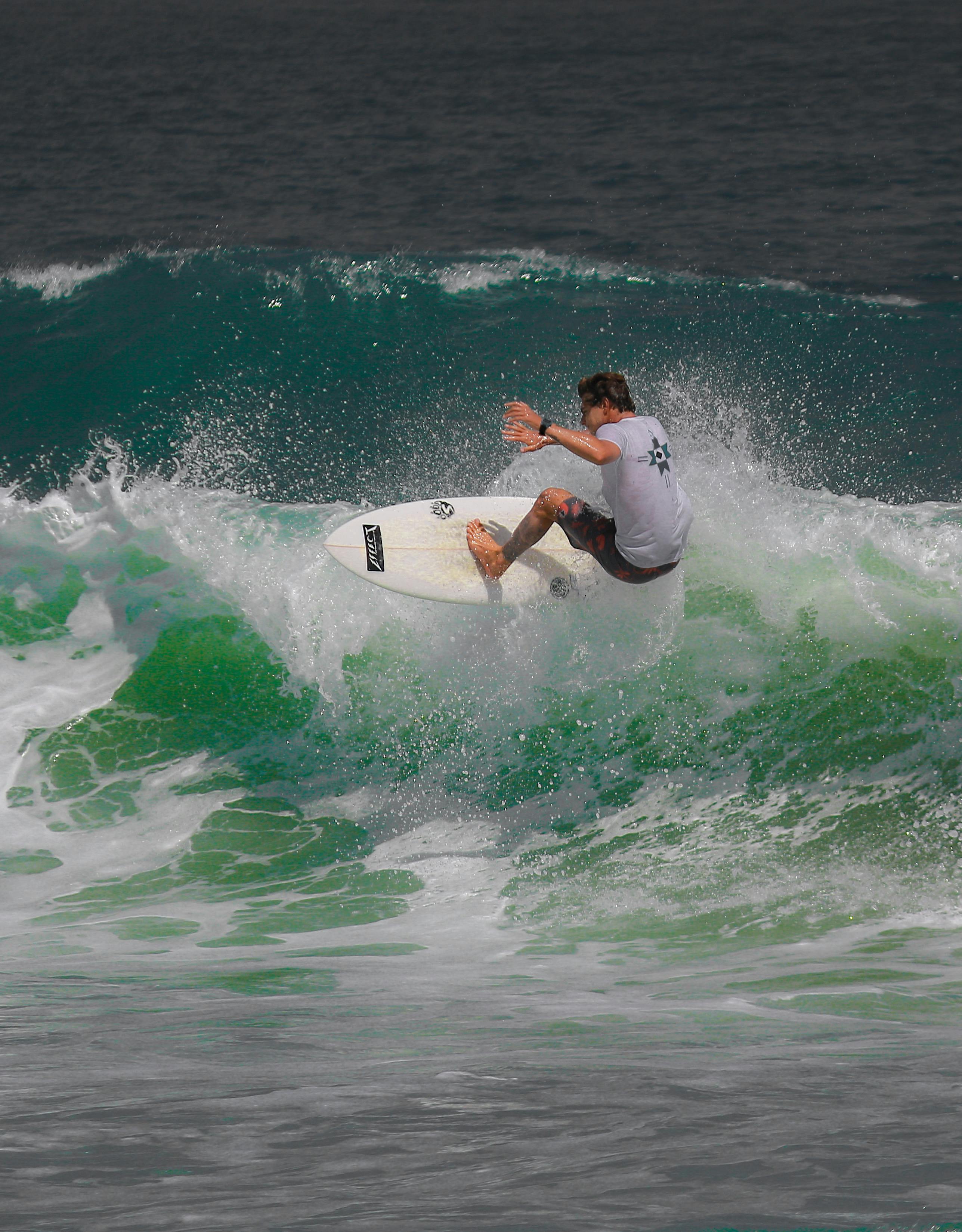 Man Surfing · Free Stock Photo