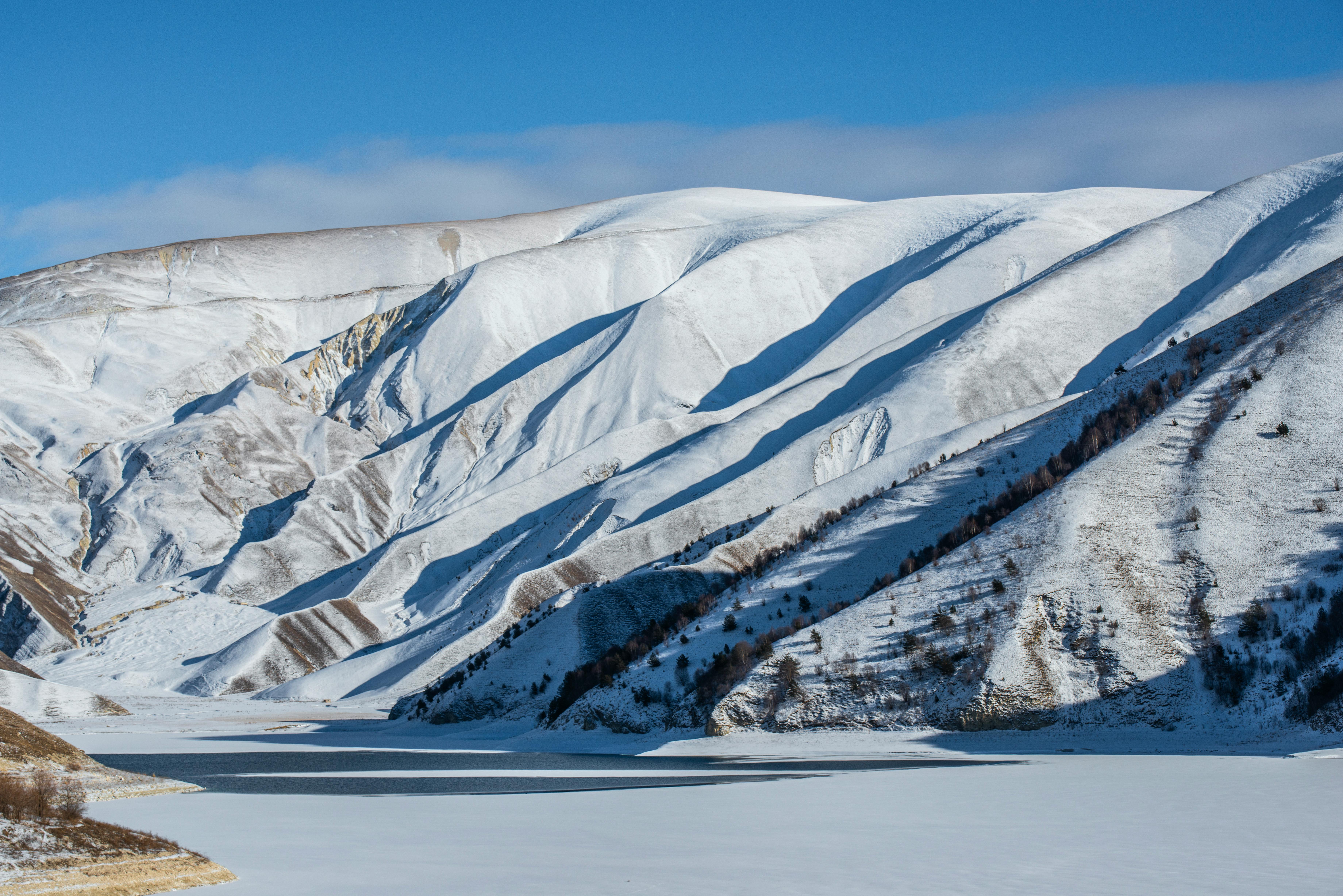 Snowy Mountain Slope · Free Stock Photo