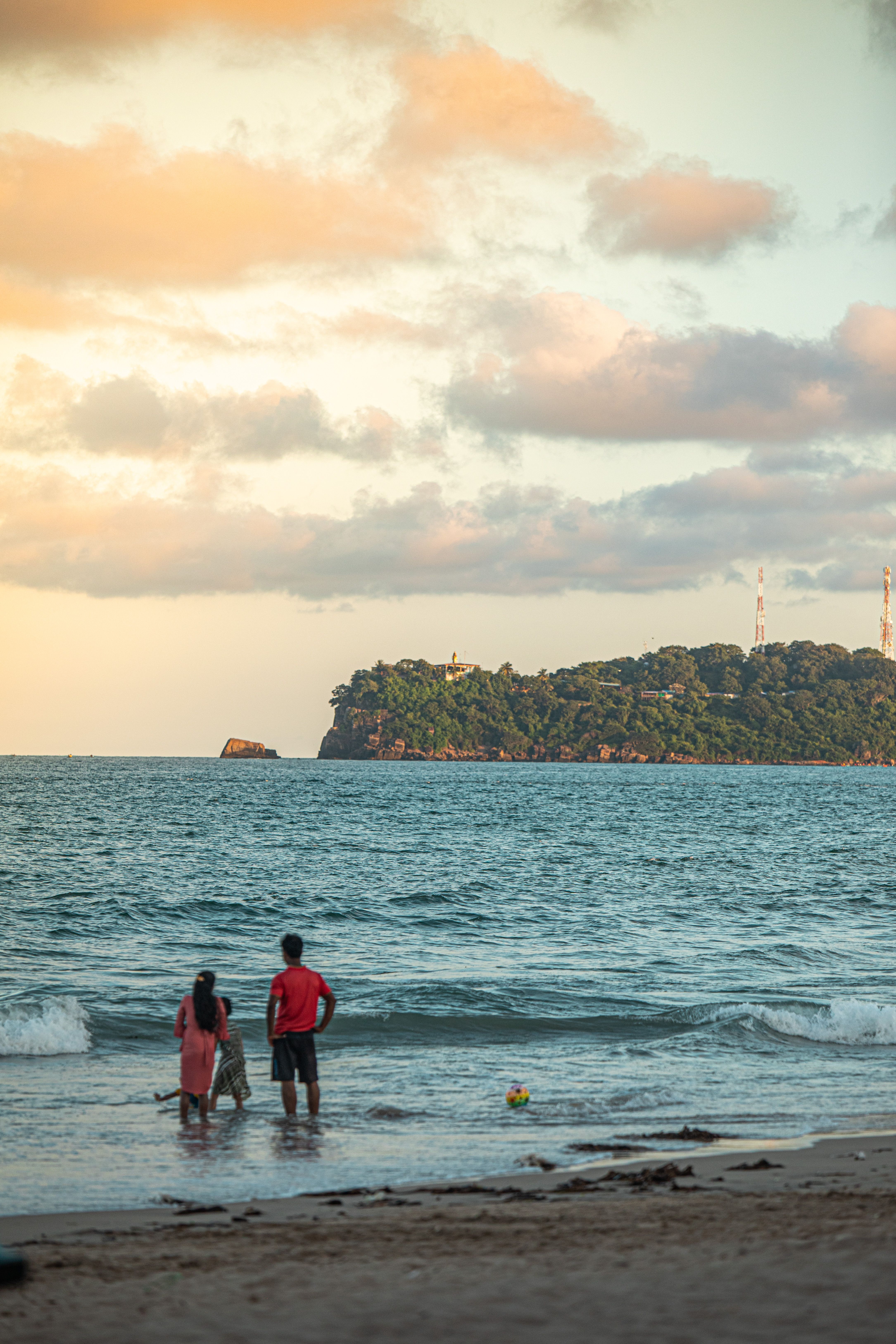 Trincomalee Beach Photos, Download The BEST Free Trincomalee Beach ...