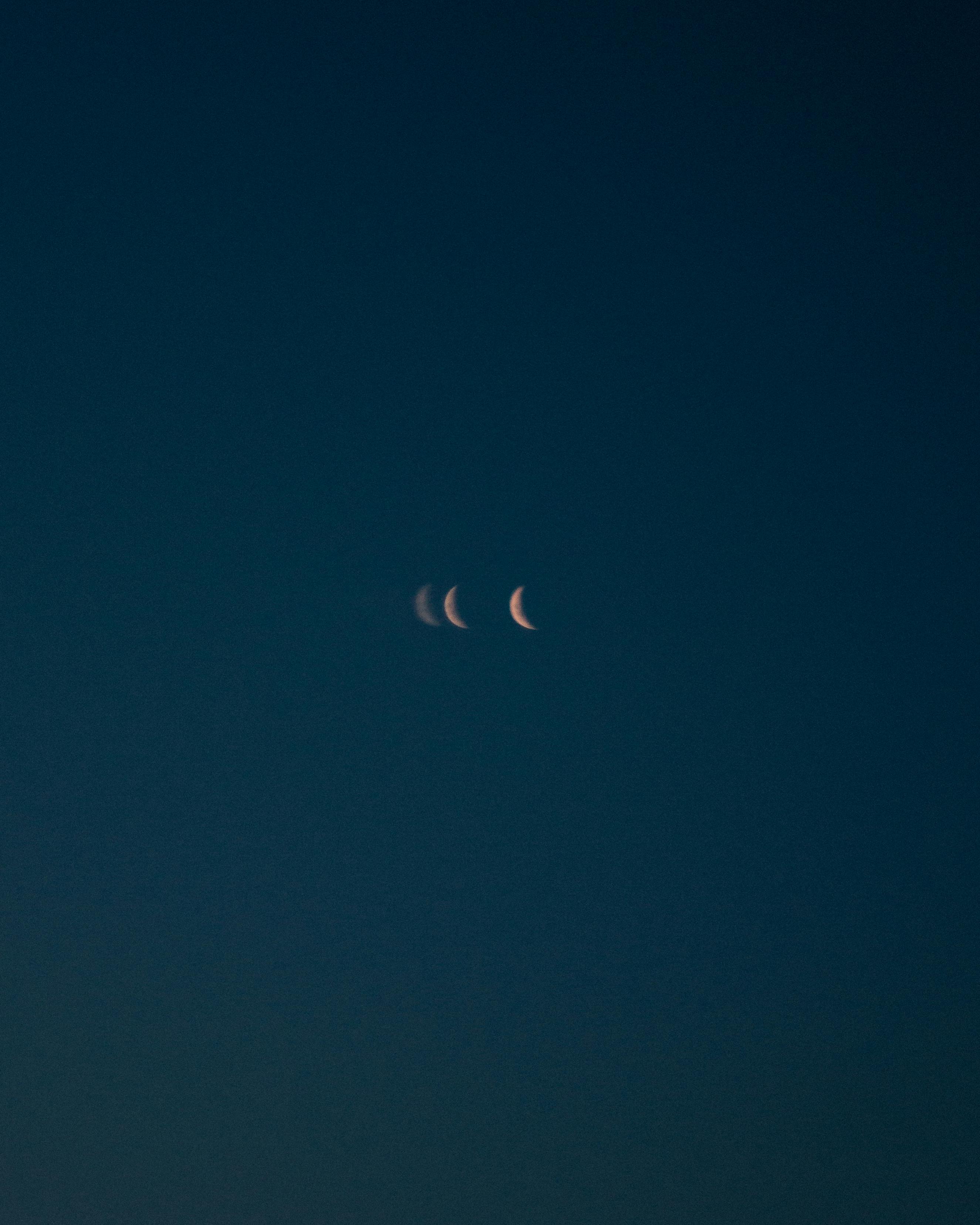 White Moon · Free Stock Photo