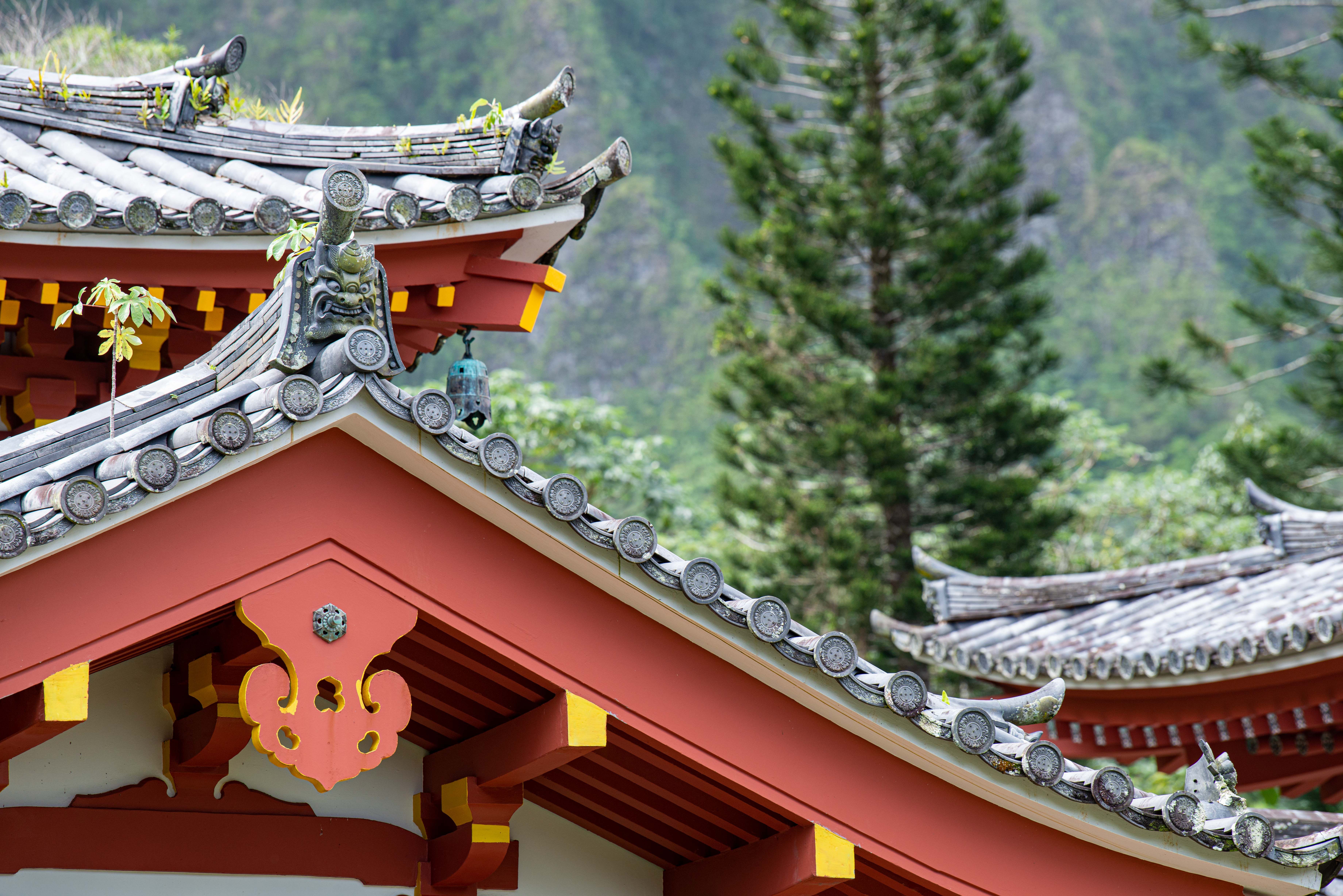 Roof of Temple · Free Stock Photo
