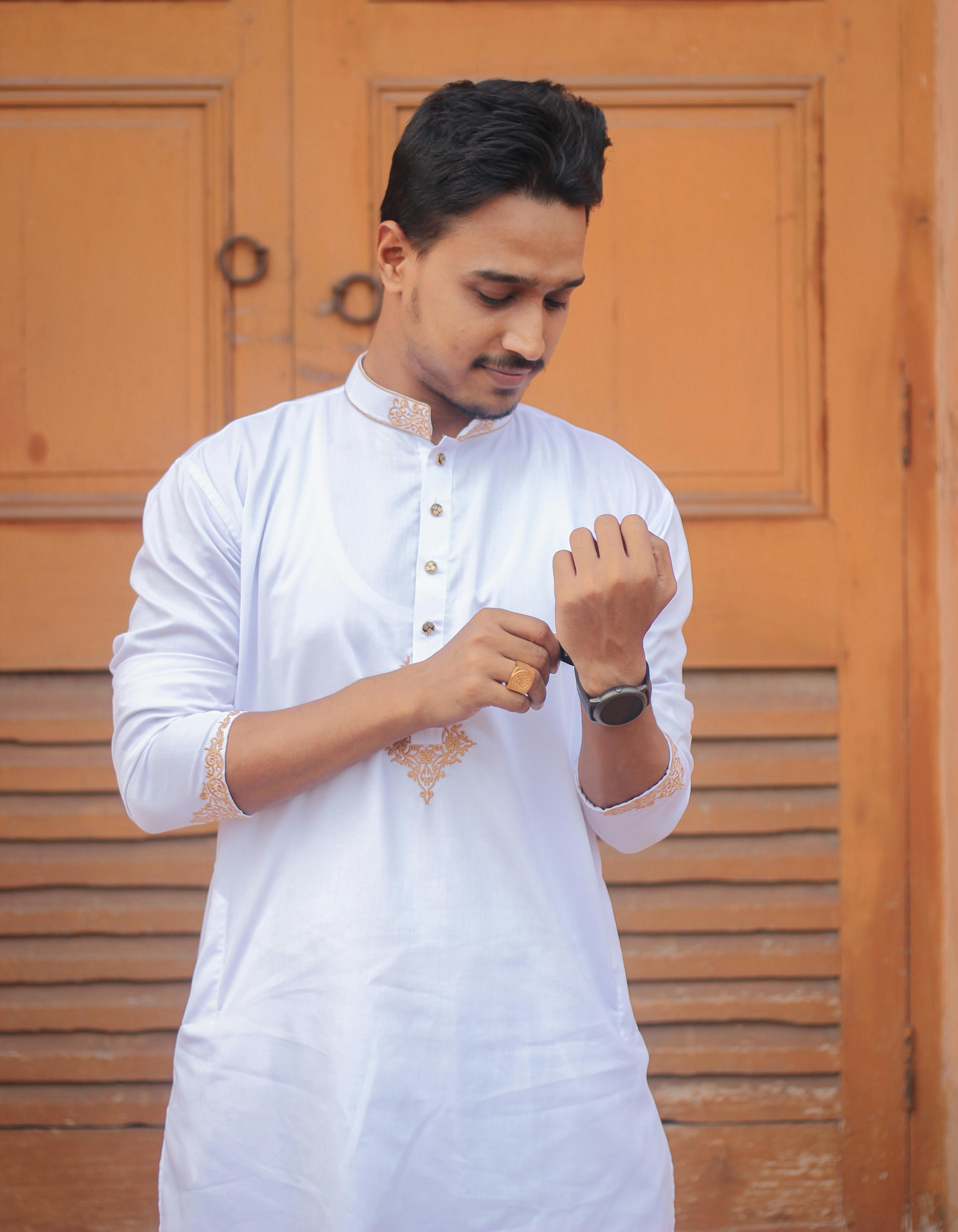 Man in Traditional Clothing · Free Stock Photo