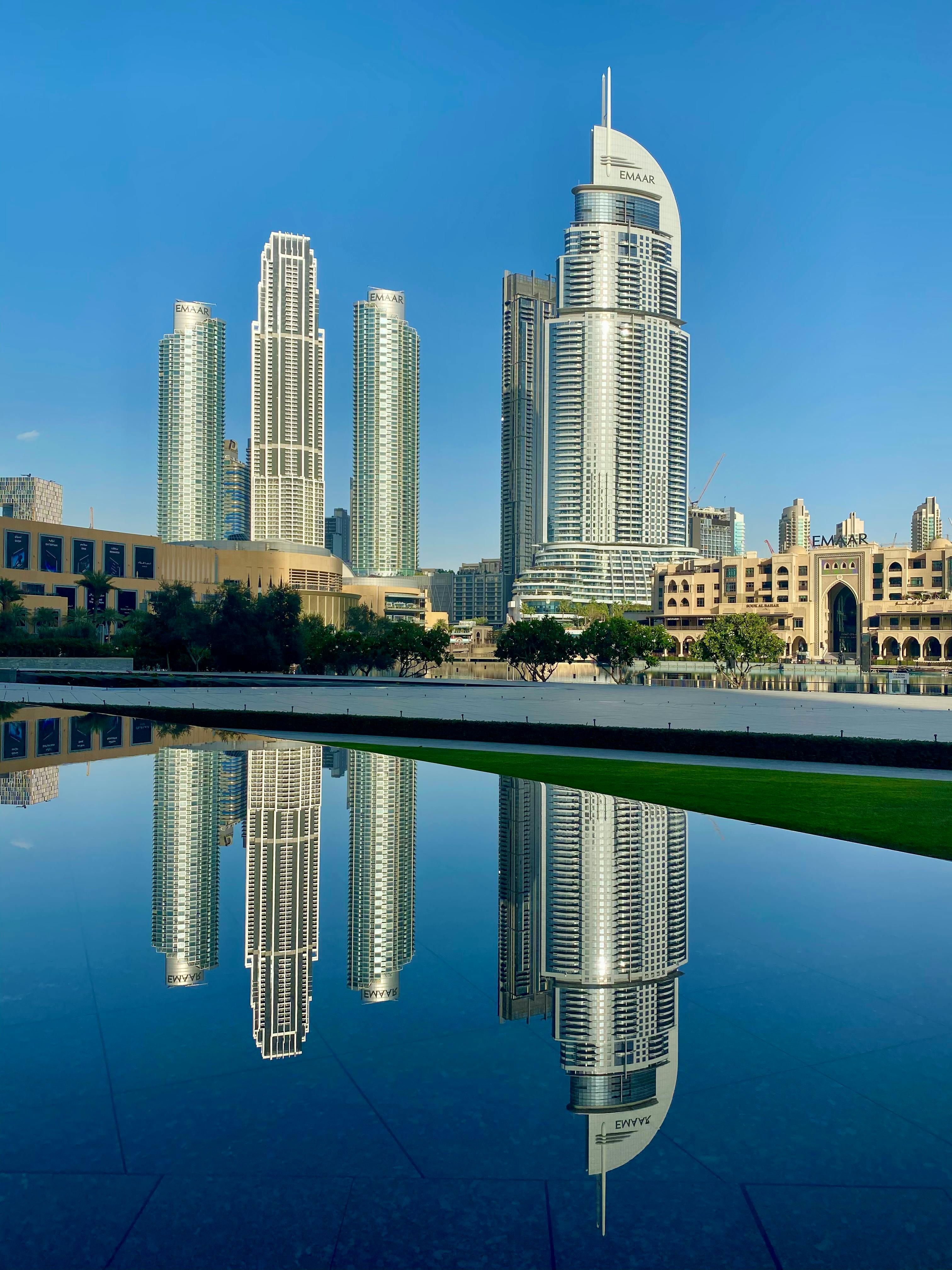 High Rise Building near Body of Water · Free Stock Photo