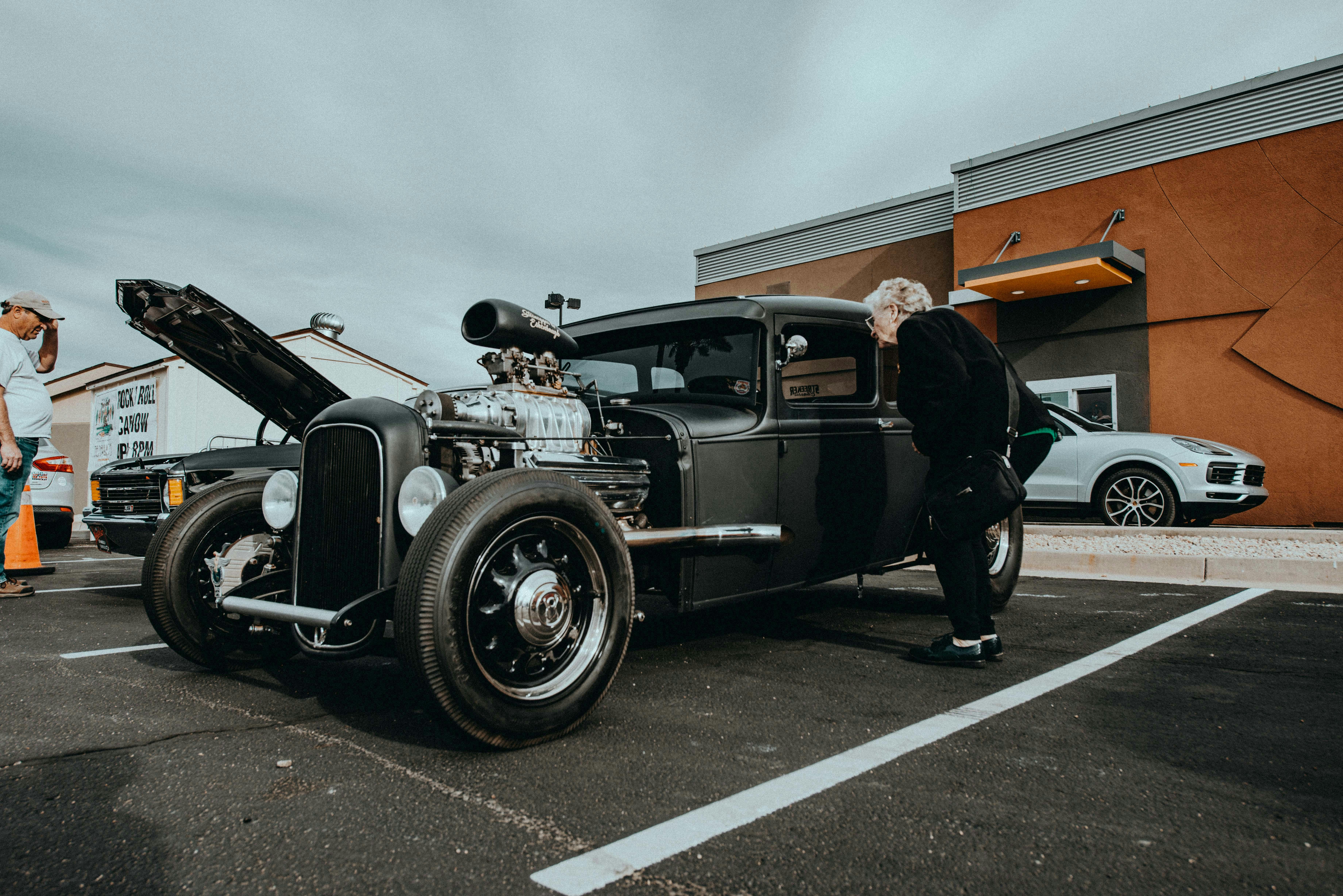 Vintage Car on Display · Free Stock Photo