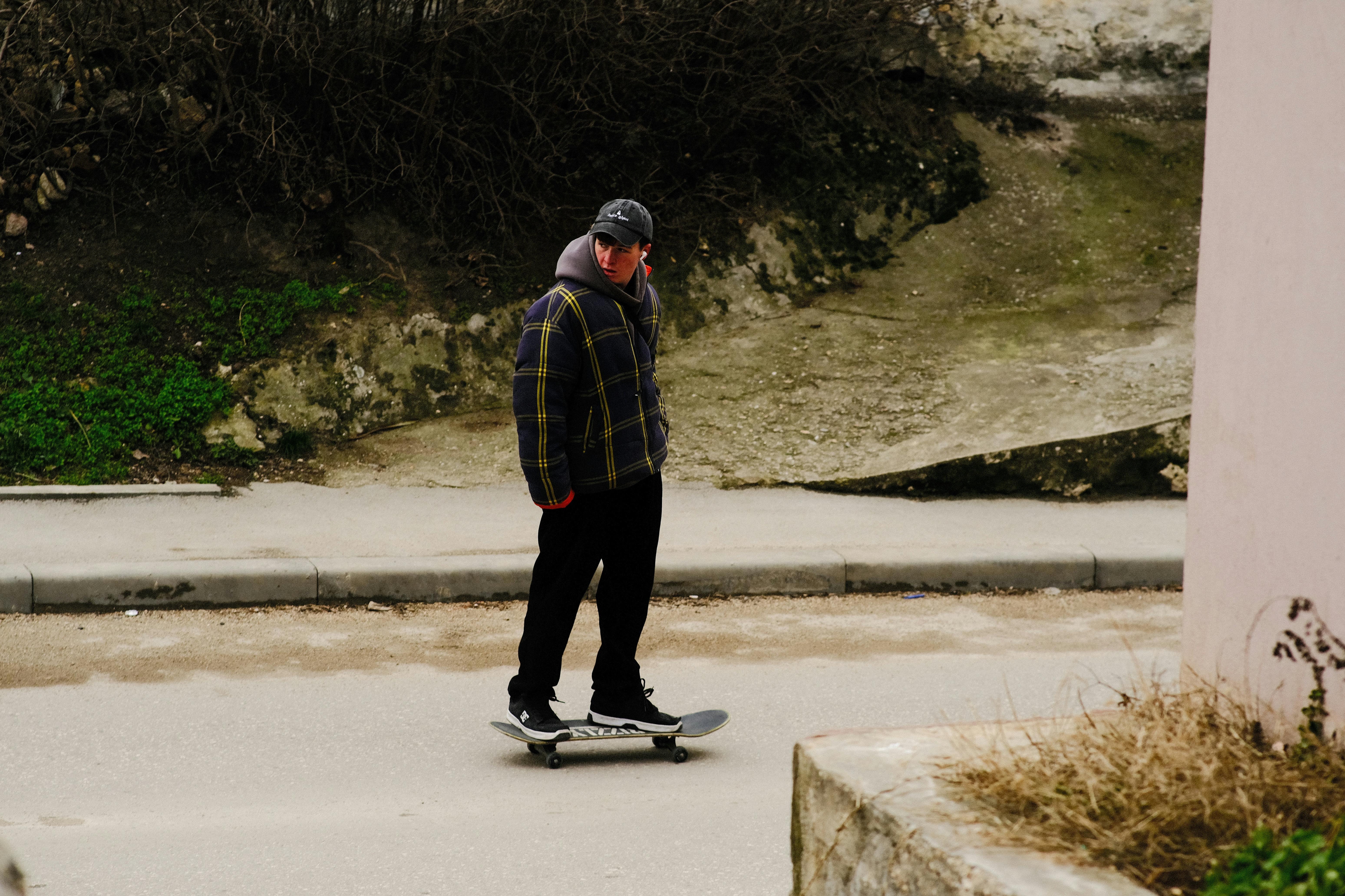 Skateboarder on Street · Free Stock Photo