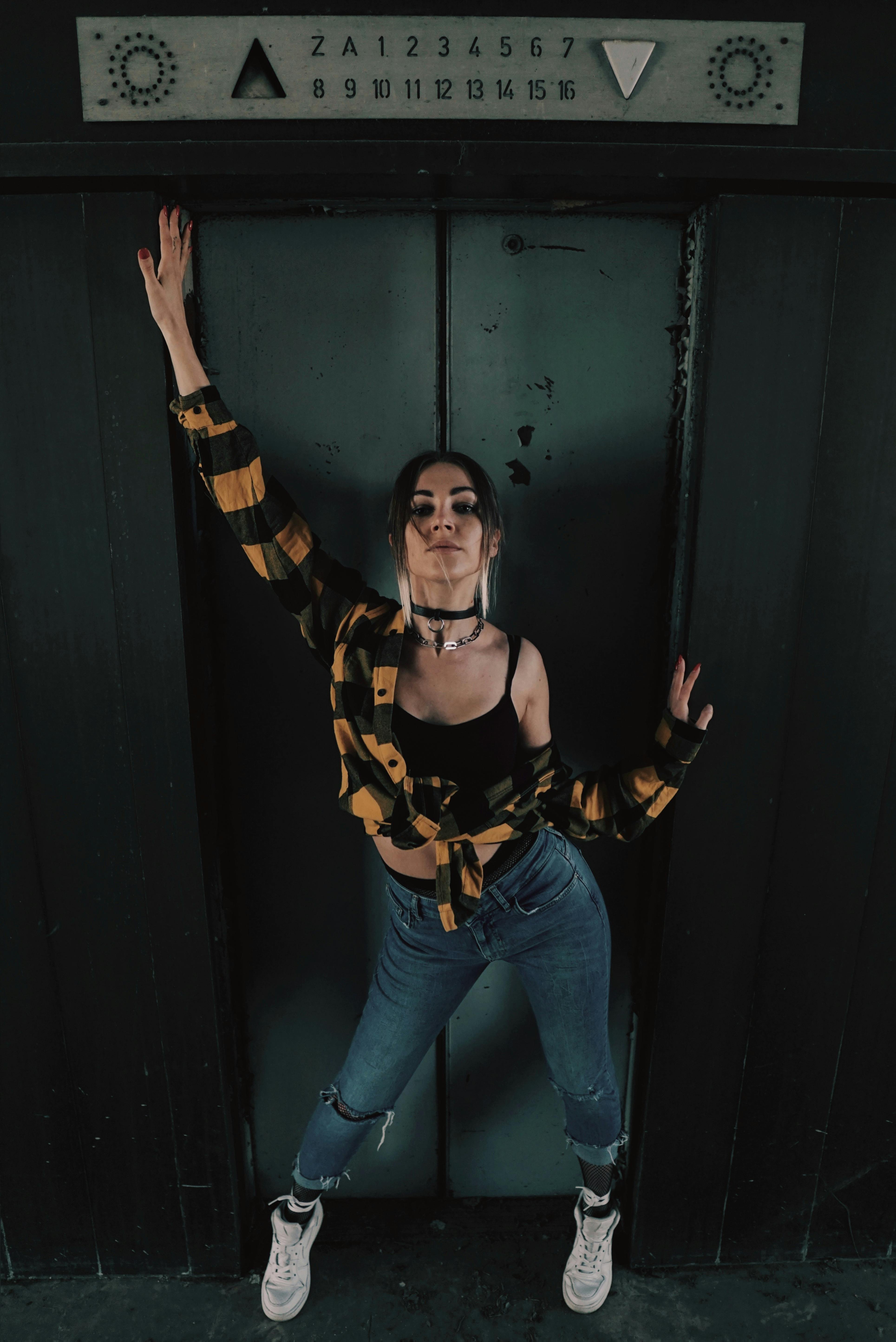 25 Best Pant Colors to Pair with Denim Shirts | Bridesmaid for Hire