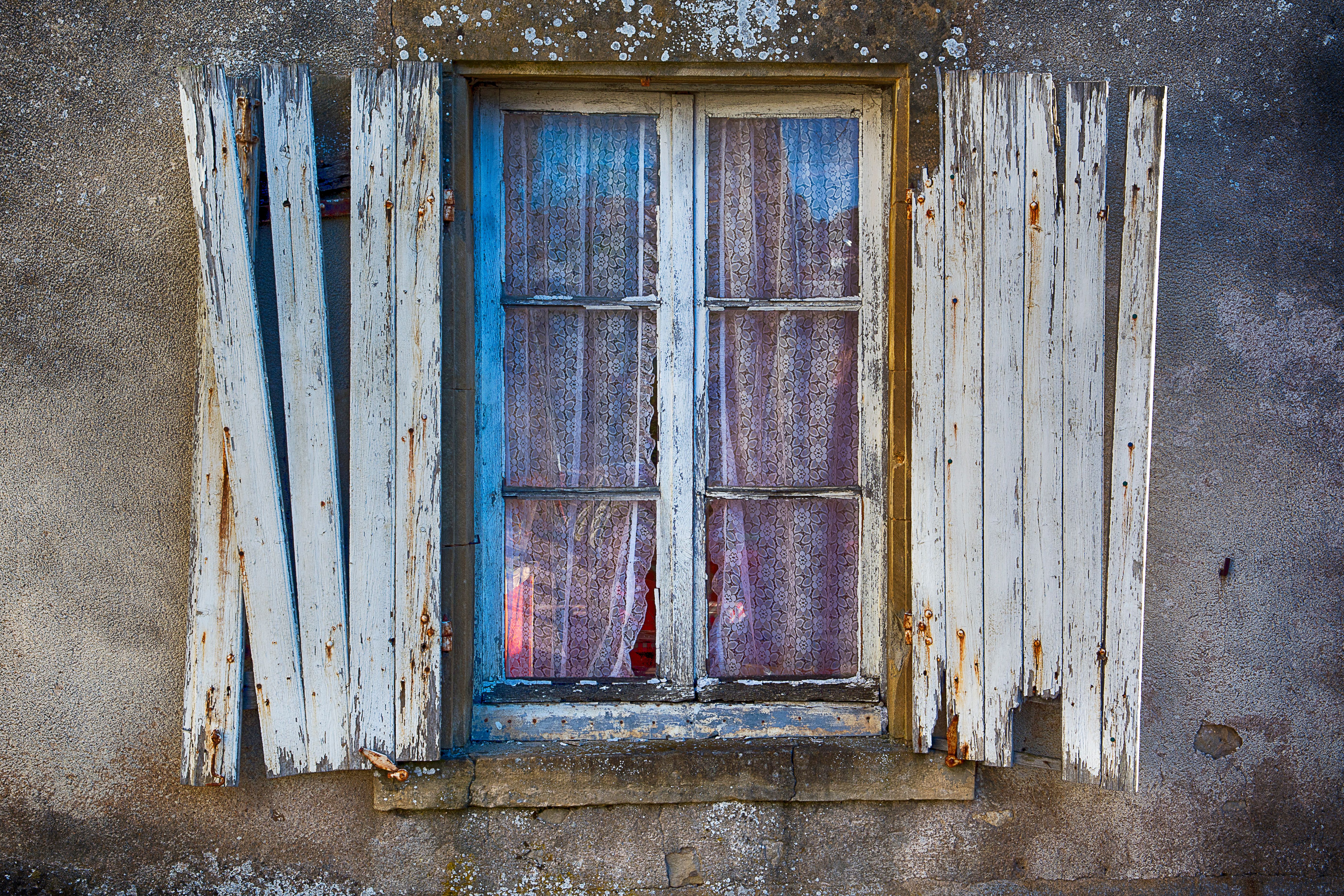 Broken Wooden Frame Glass Windows · Free Stock Photo