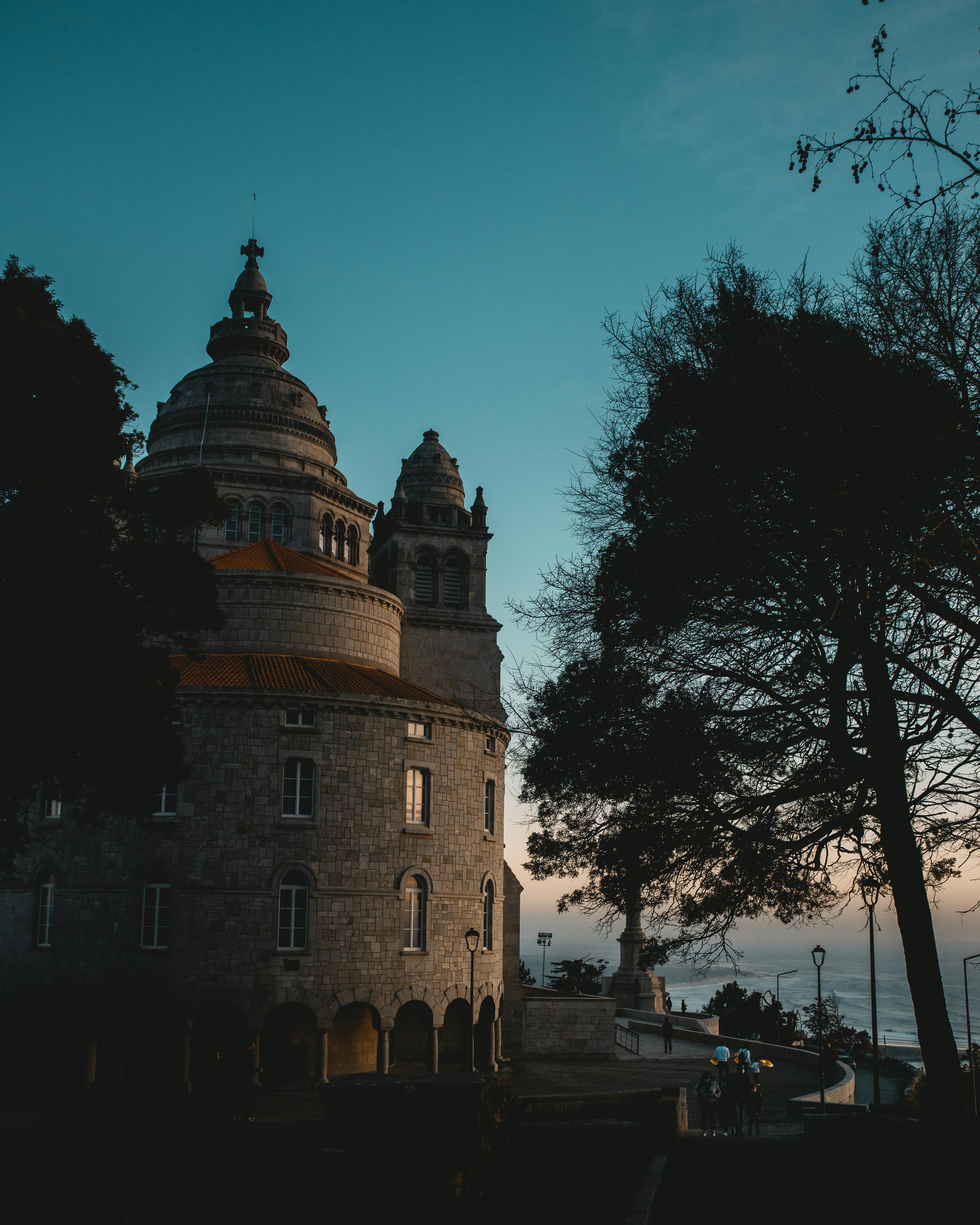 Round Cathedral Building against a Blue Sky · Free Stock Photo